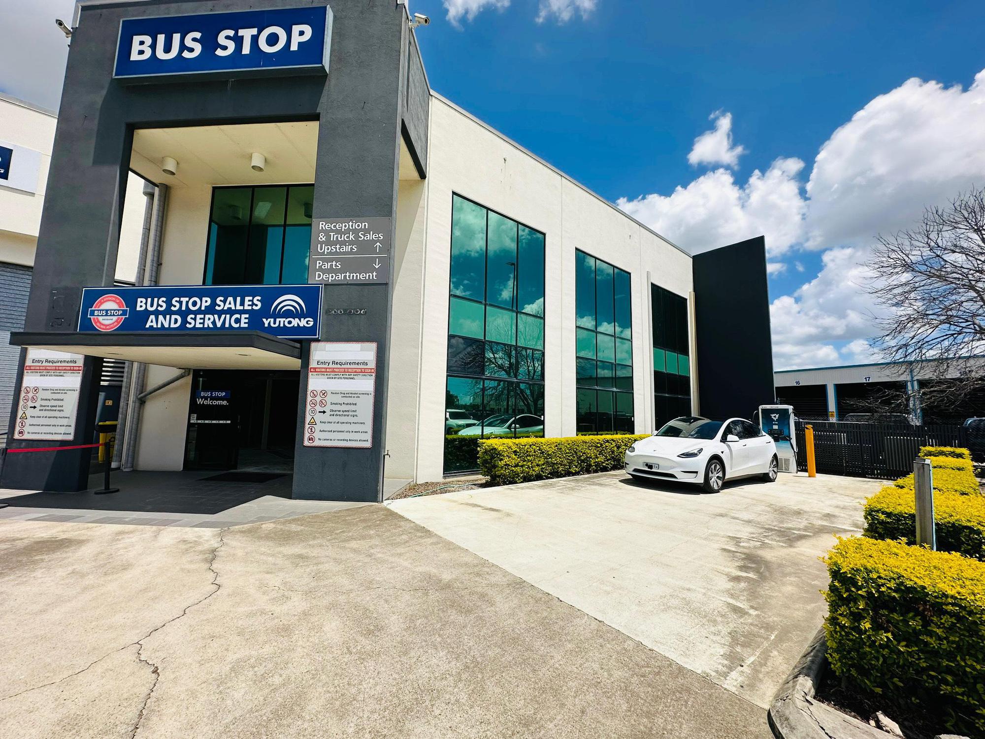 Bus Stop Sales - Rocklea | Rocklea, QLD | EV Station