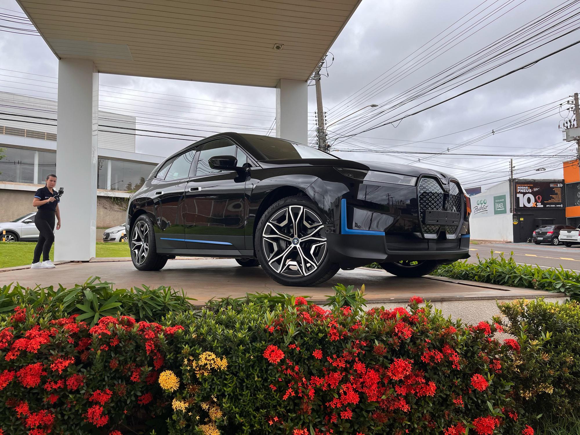 BMW Raviera Motors | Av. Ceará, 100 - Vila Antonio Vendas, Campo Grande ...