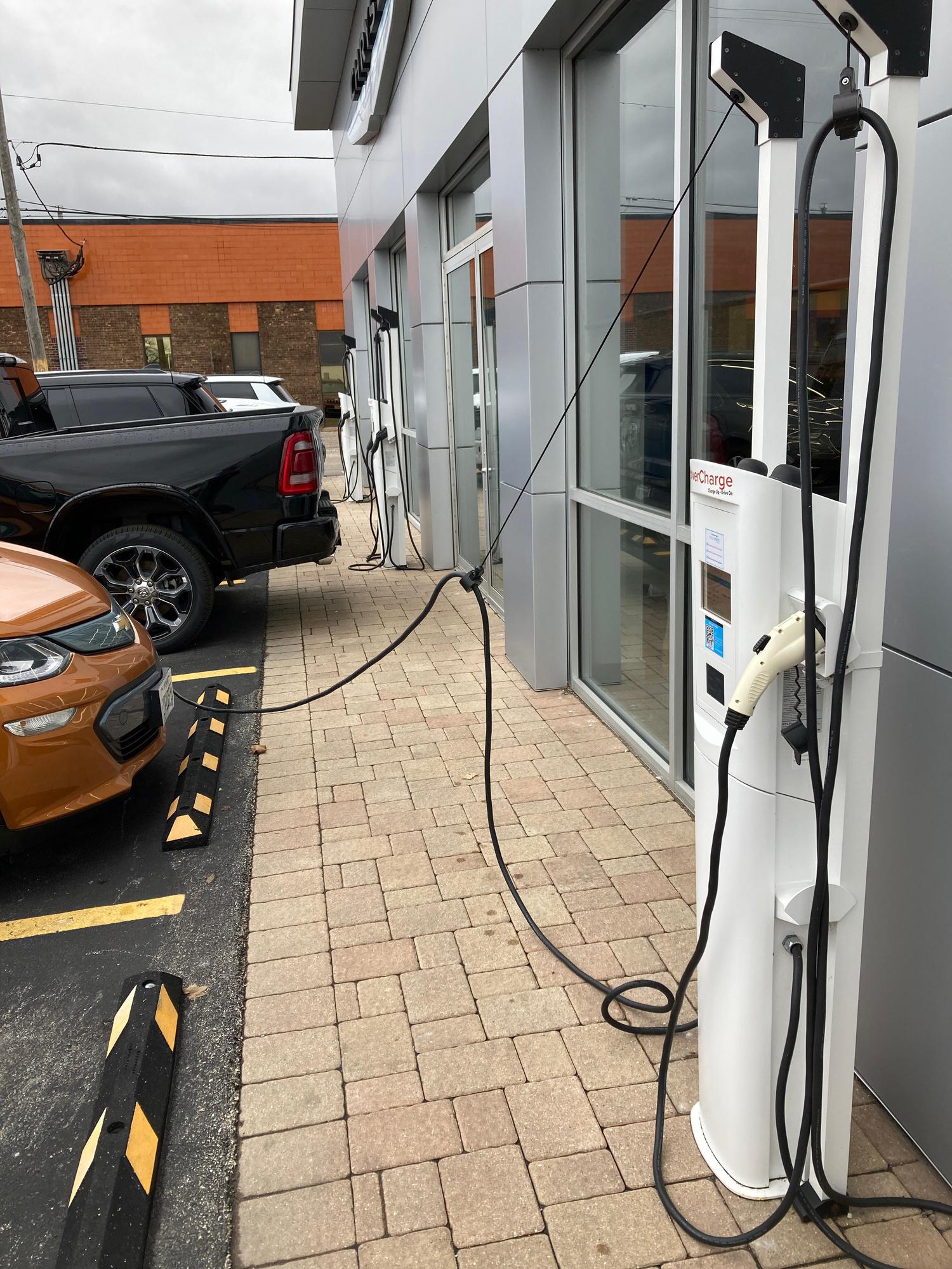 Liberty Auto City Subaru | Libertyville, IL | EV Station