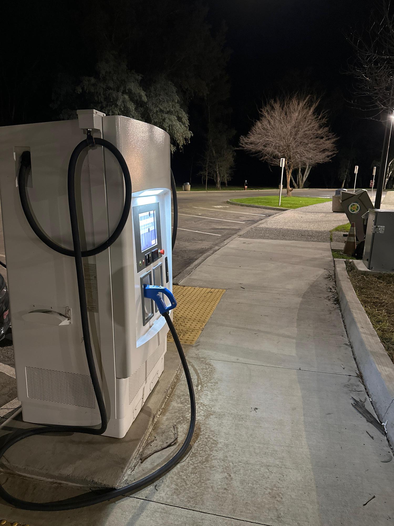 Willows Safety Roadside Rest Area - Northbound | Artois, CA | EV Station