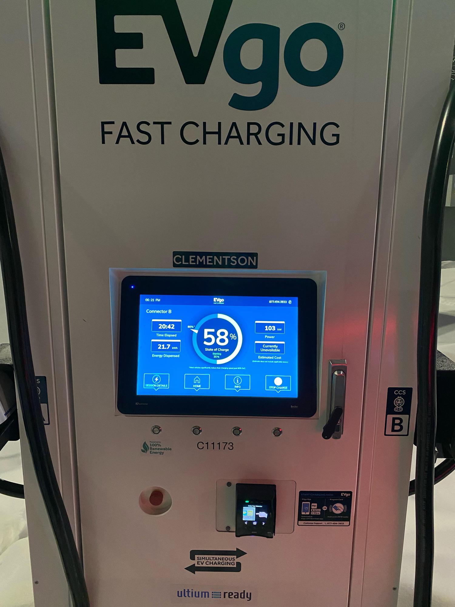 Target Roseville | Roseville, MN | EV Station