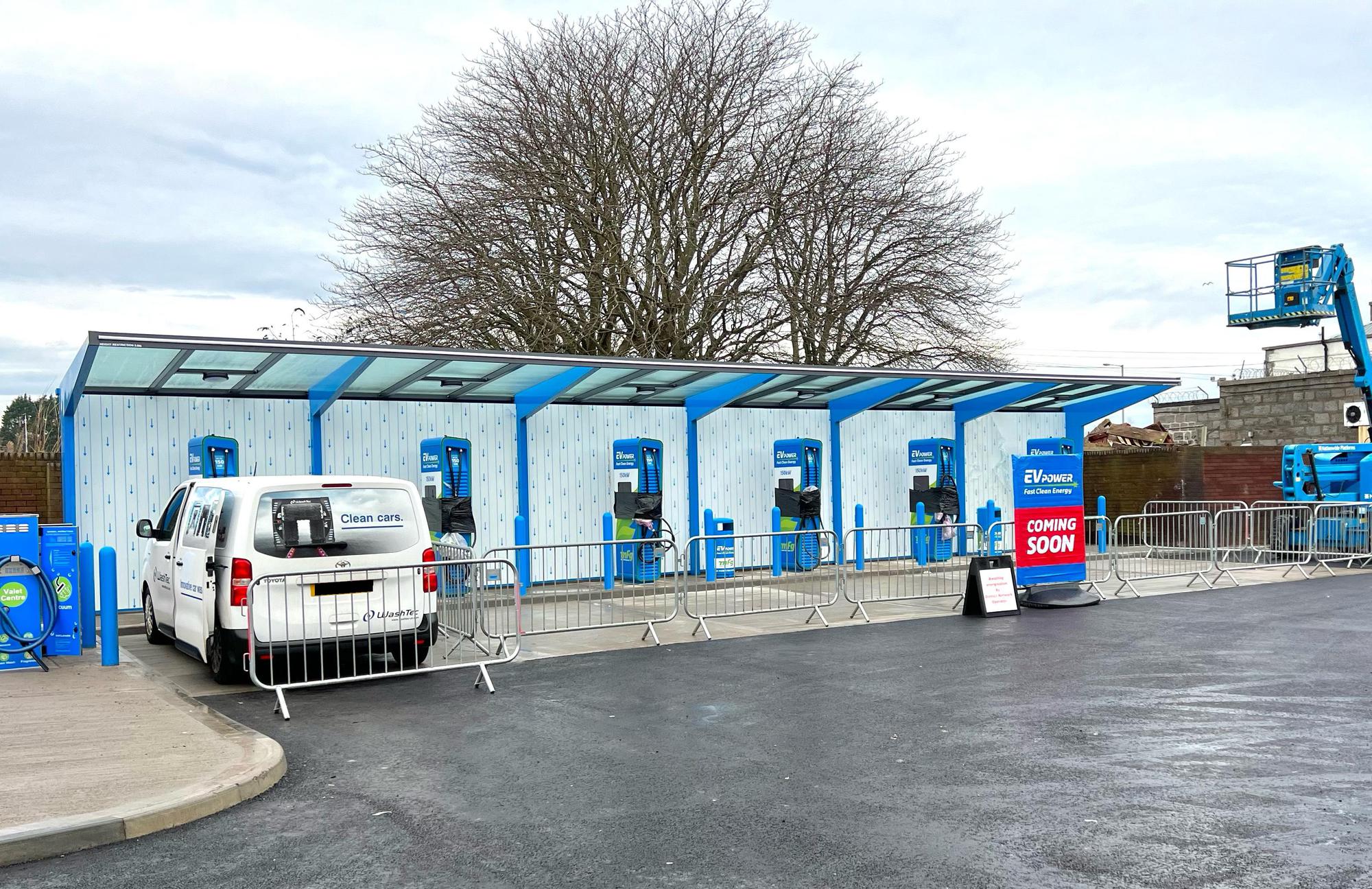 Esso MFG North Anderson Drive | 565 North Anderson Drive, Aberdeen ...