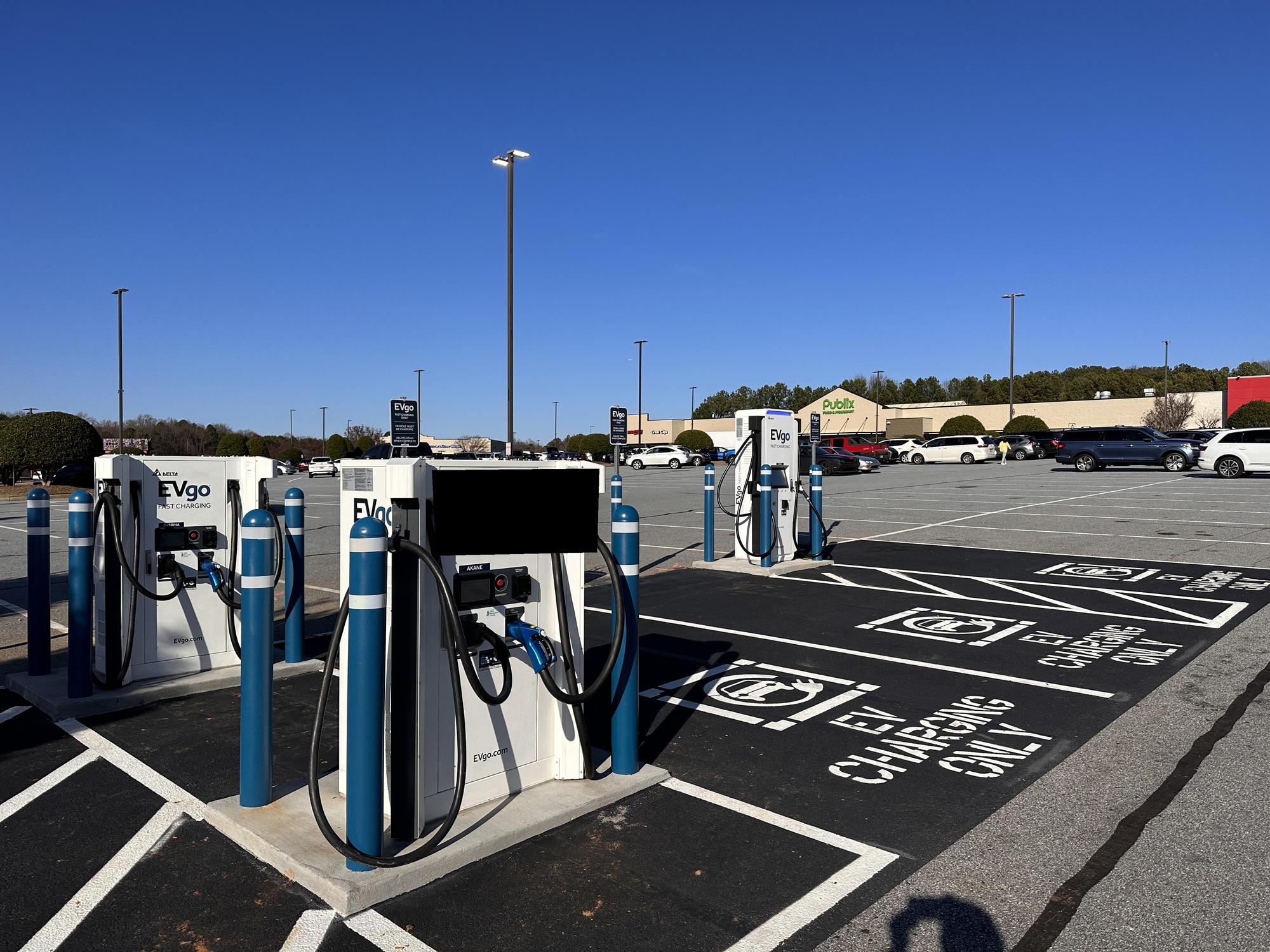 Peachtree Square Shopping Center - Target | Peachtree Corners, GA | EV ...