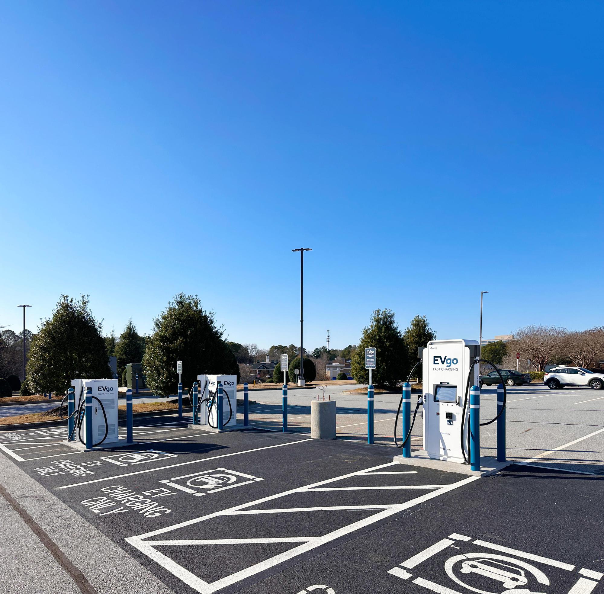 Peachtree Square Shopping Center - Target | Peachtree Corners, GA | EV ...