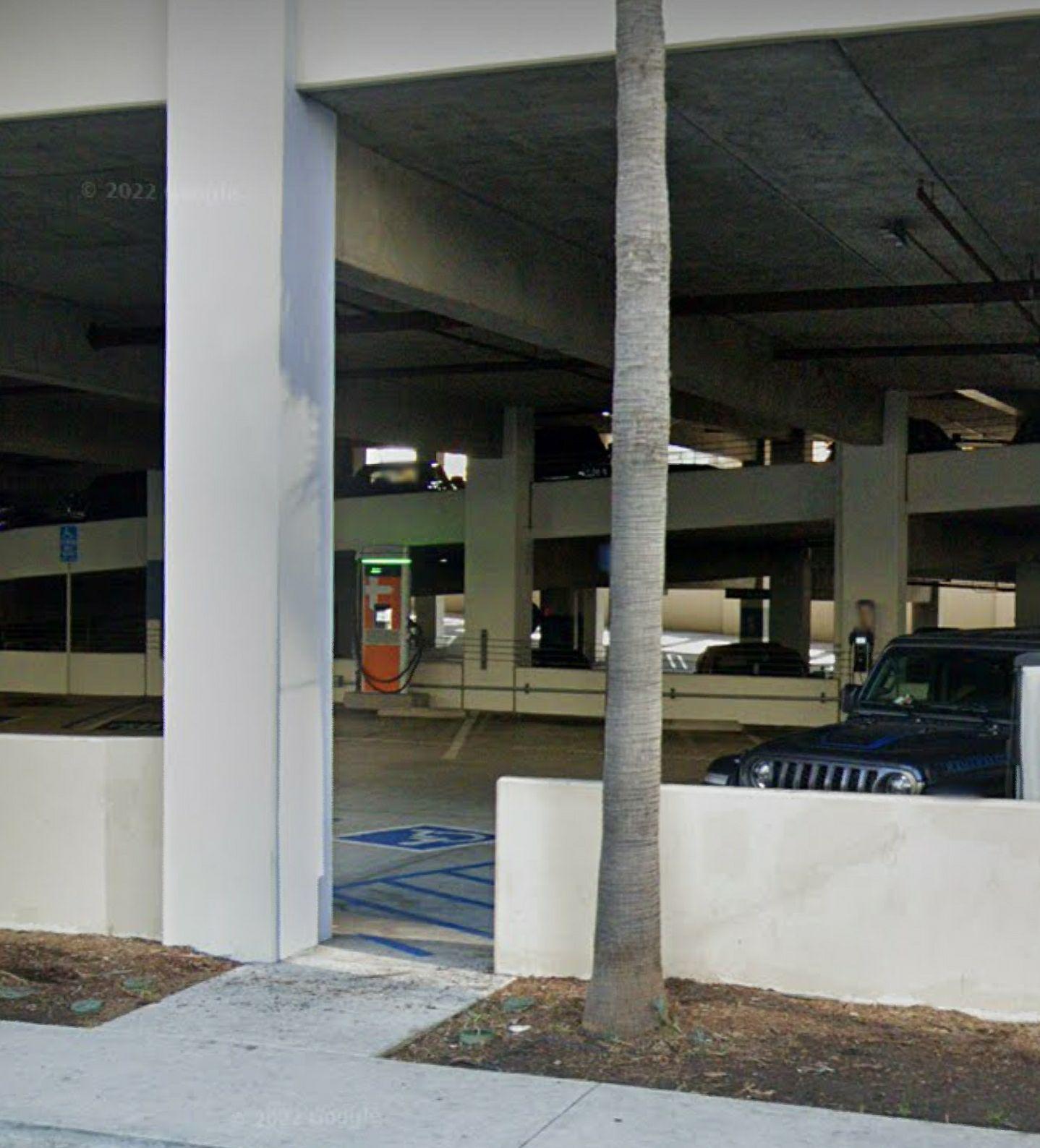 The Pike Outlets Parking Garage (1) | Long Beach, CA | EV Station