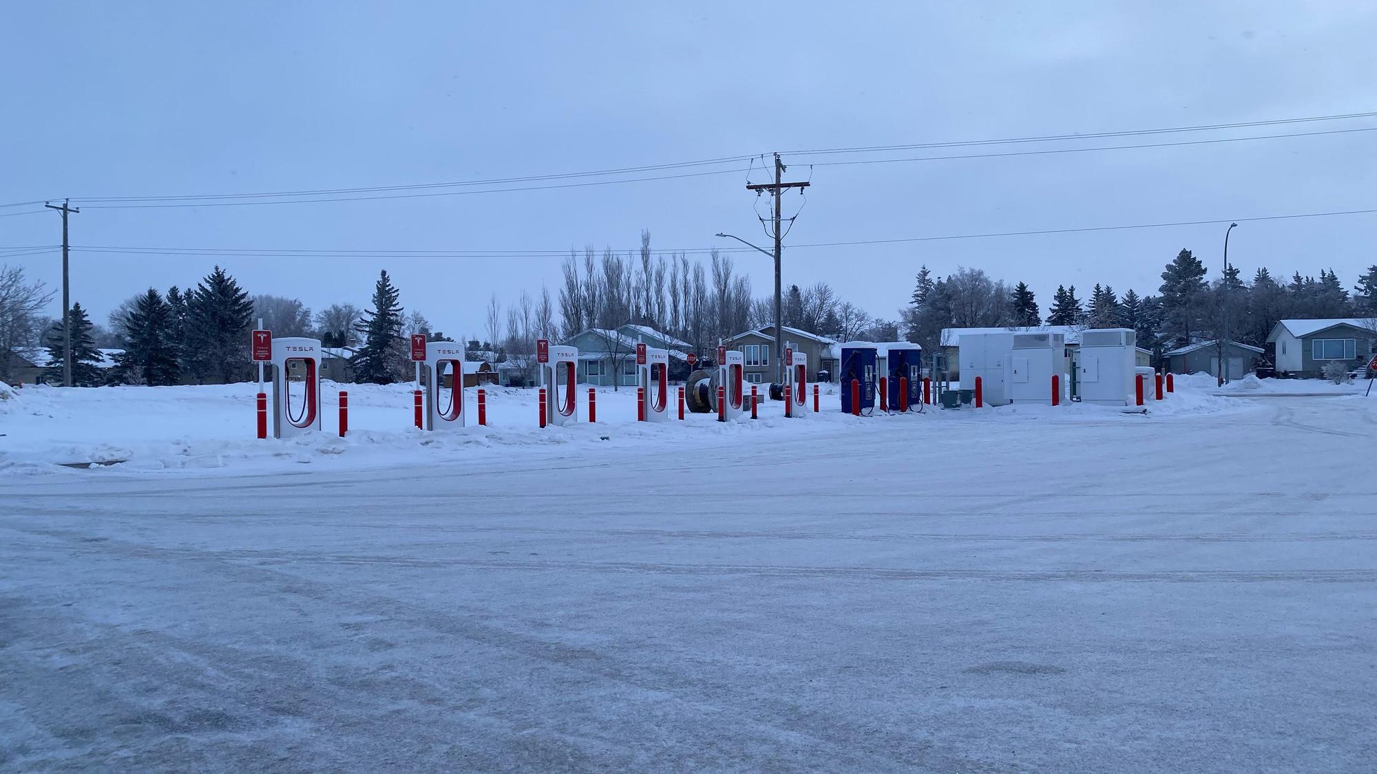 Morris Bigway Foods (1) | Morris, MB | EV Station