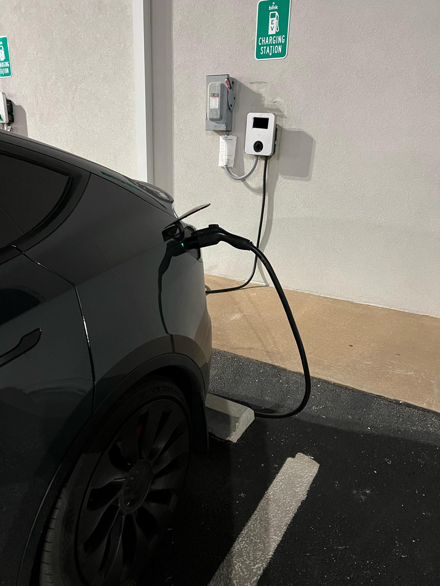 Jim Bass Ford (1) | San Angelo, TX | EV Station