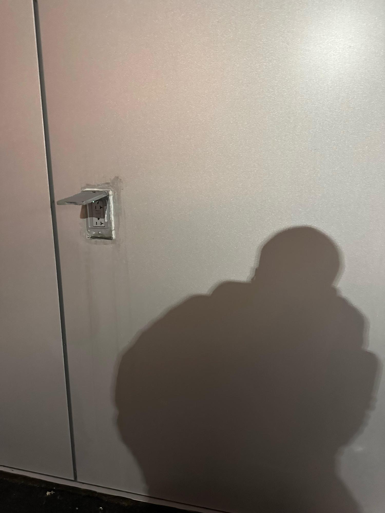 Howard Orloff Volvo | Chicago, IL | EV Station