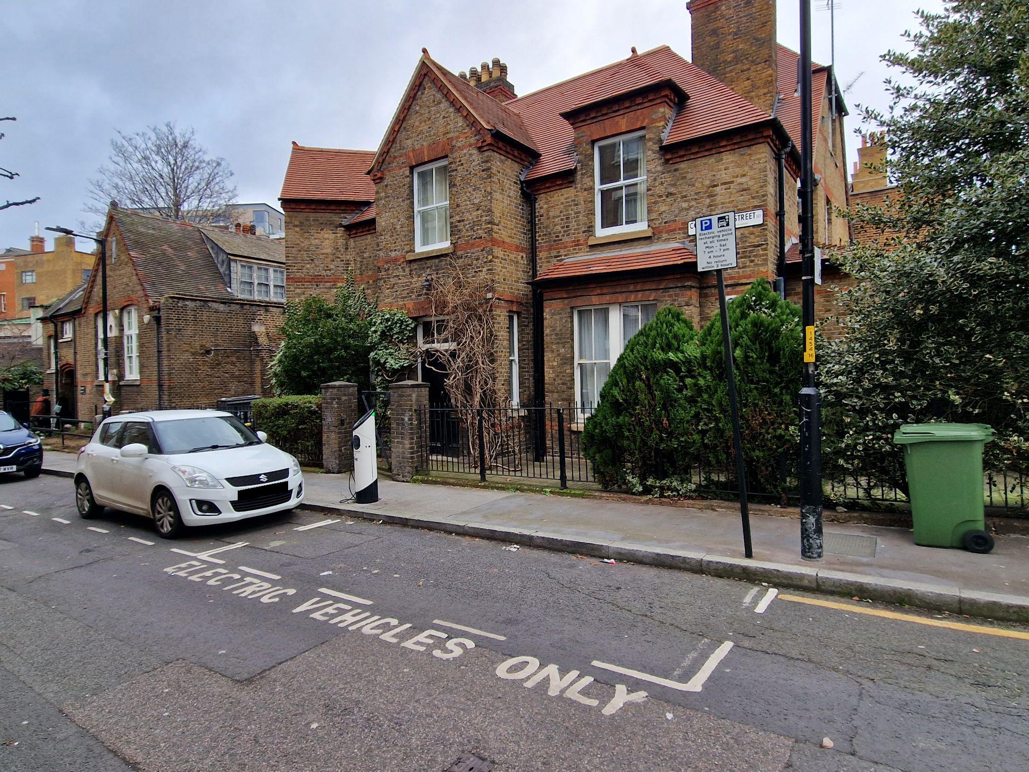 Copperfield Street Parking/Charging | London, England | EV Station