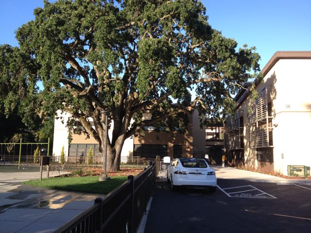 Hillview Middle School | Menlo Park, CA | EV Station