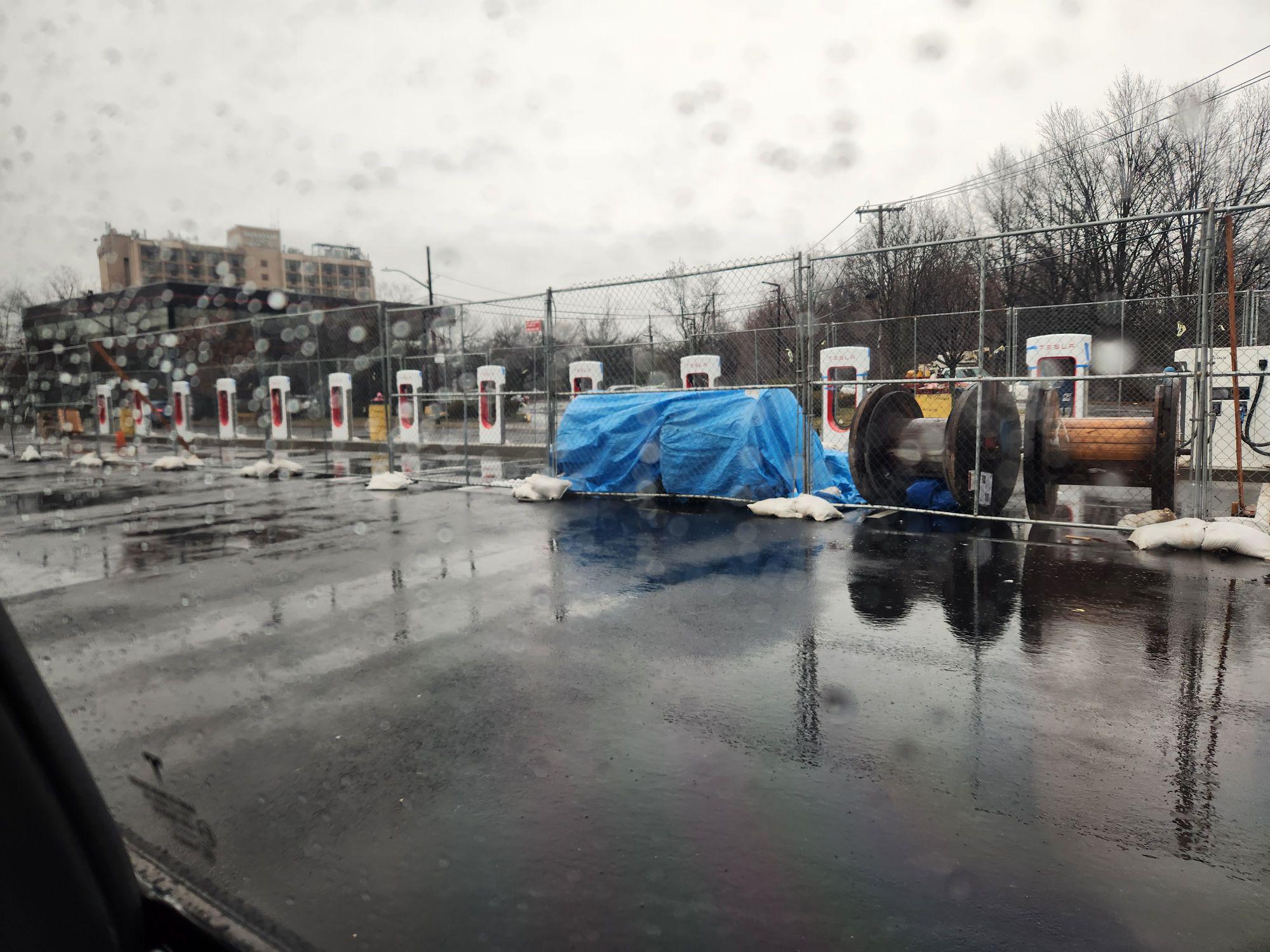Expressway Plaza | New York, NY | EV Station