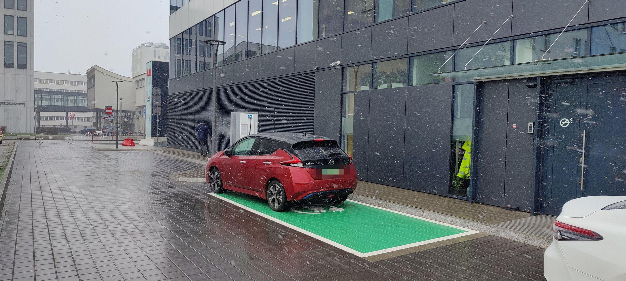 ABB Kraków Axis | Kraków, Małopolskie | EV Station