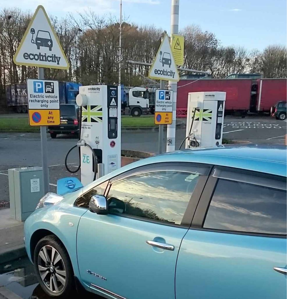 Moto Trowell M1 Northbound | Trowell, England | EV Station