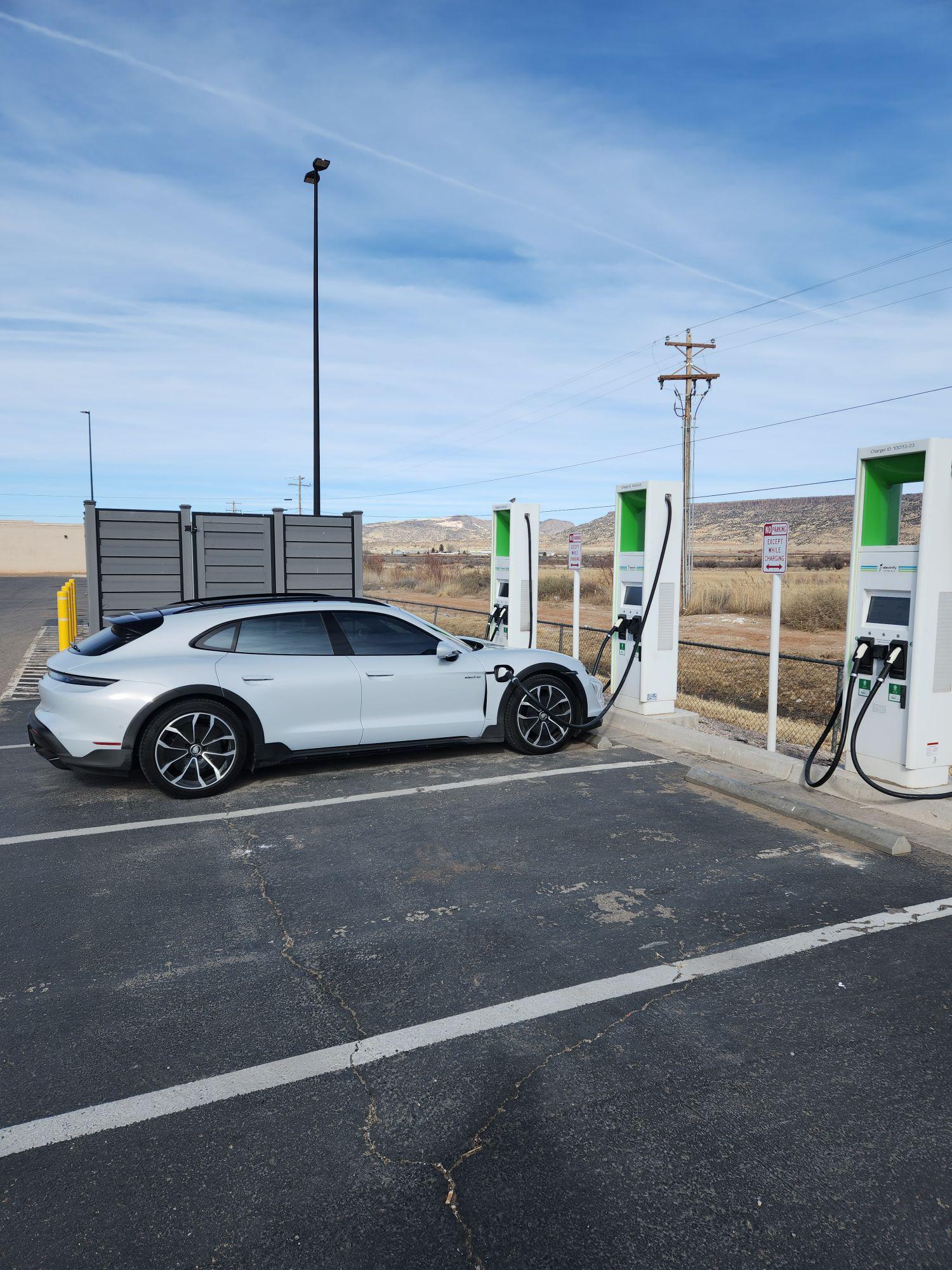 Walmart Supercenter | Grants, NM | EV Station