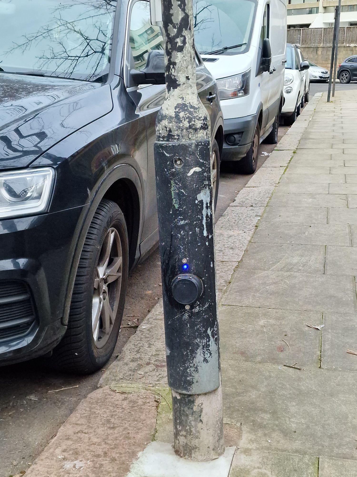 27 Doynton St Parking | 27 Doynton St, London N19 5BX, UK | EV Station