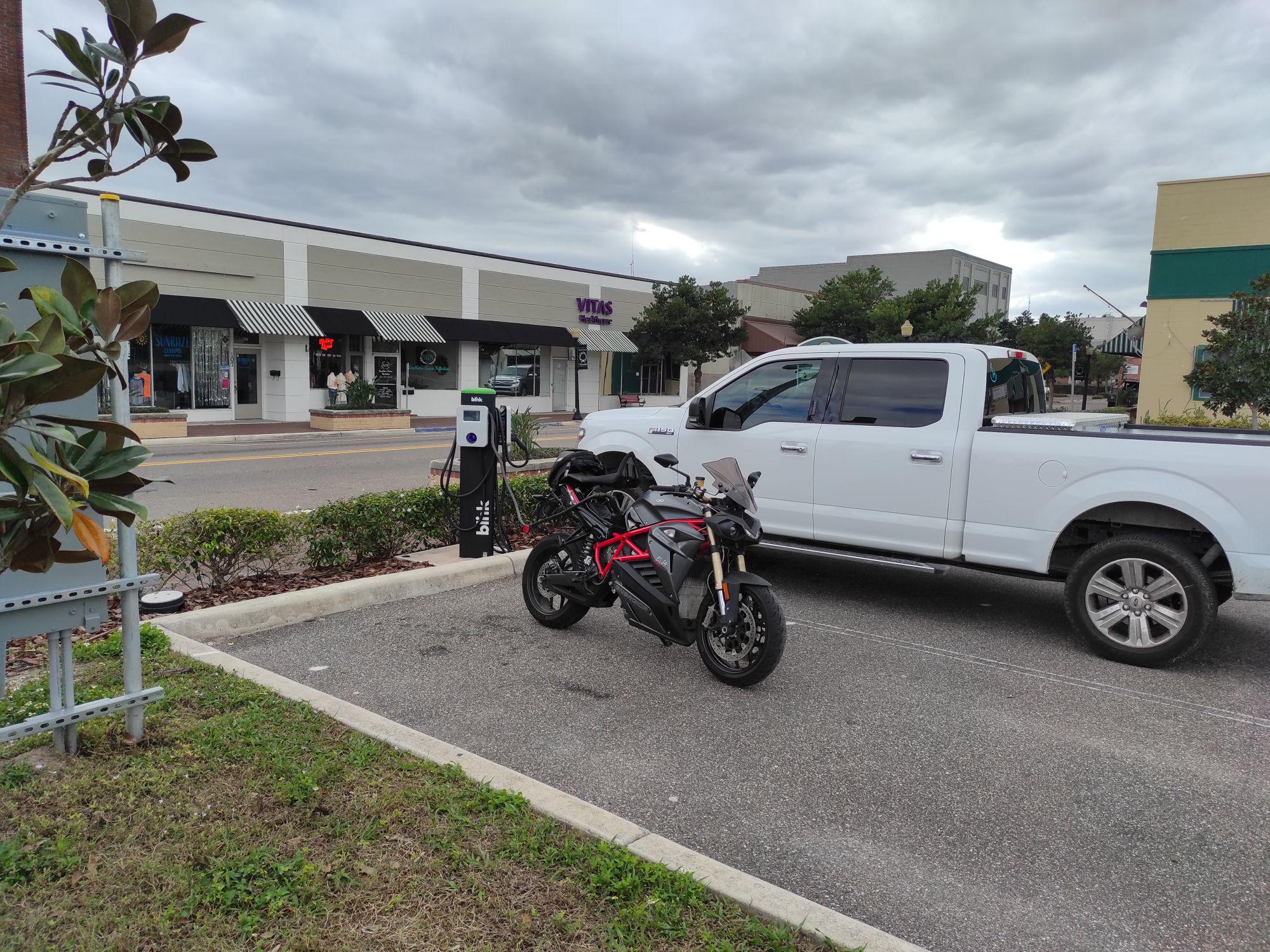 City of Wauchula W Main St Parking Lot | Wauchula, FL | EV Station
