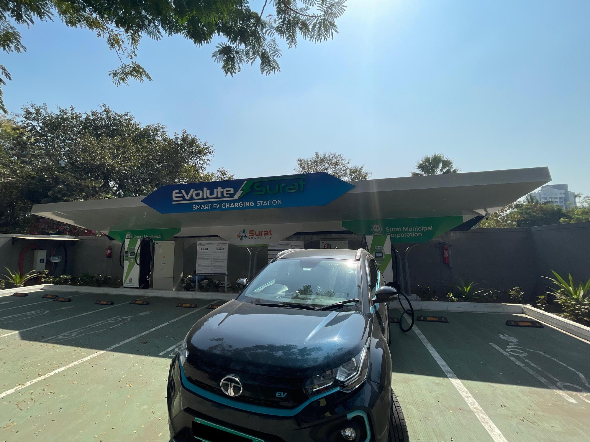 Evolute Surat,SMC Fast Charger (60kw) | Surat, GJ | EV Station