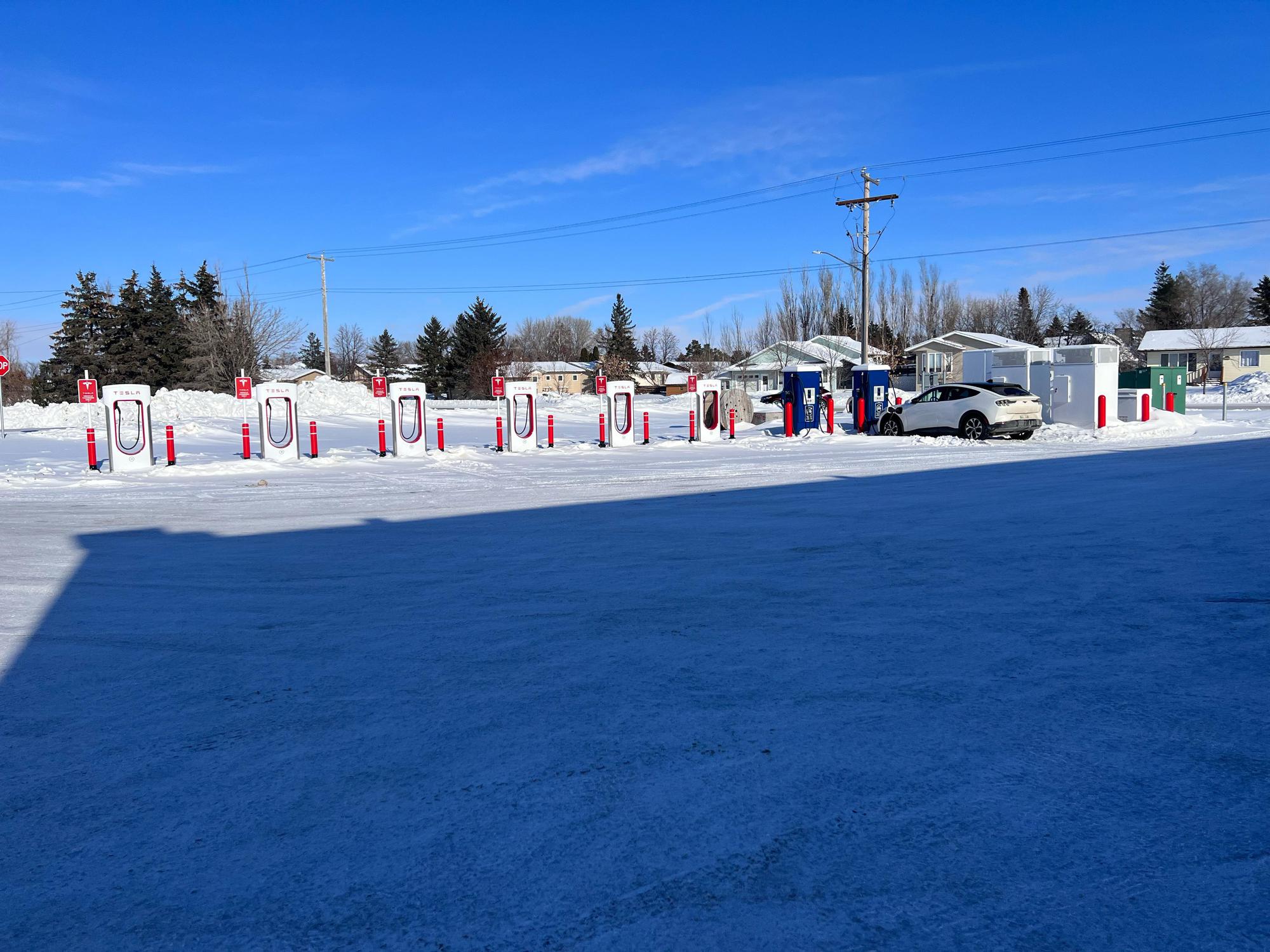 Morris Bigway Foods (1) | Morris, MB | EV Station