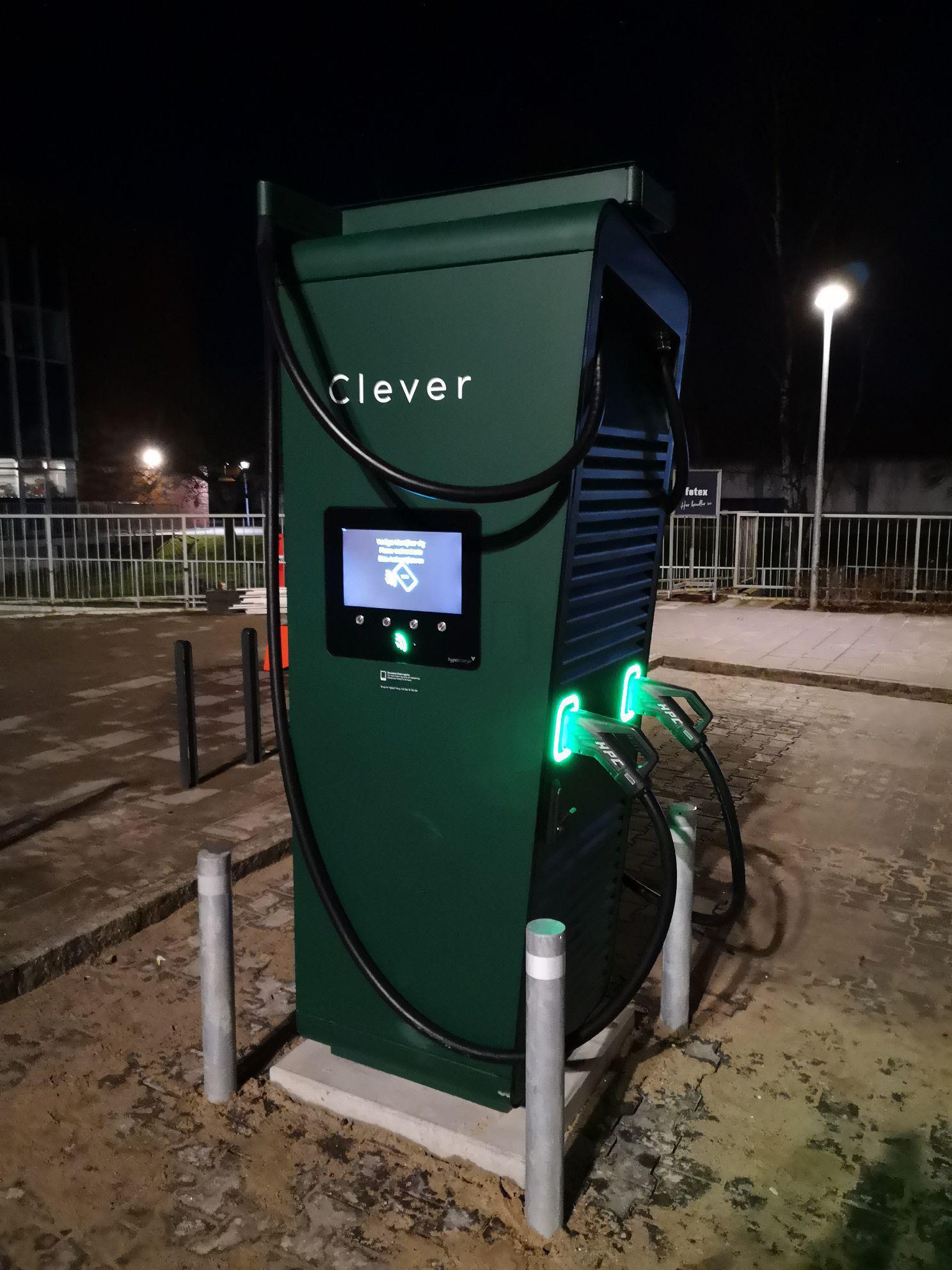 Clever Føtex Bolbro | Middelfartvej 123, 5200 Odense, Danmark | EV Station