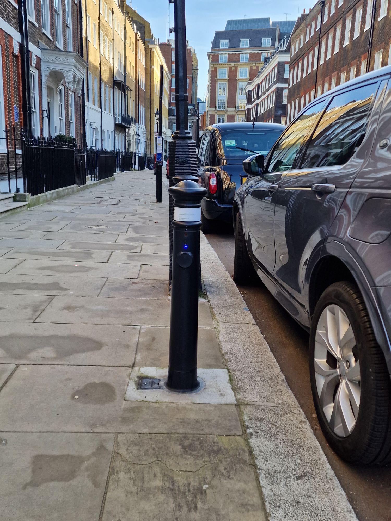 ubitricity Gesellschaft für verteilte Energiesysteme mbH | 26 Queen ...