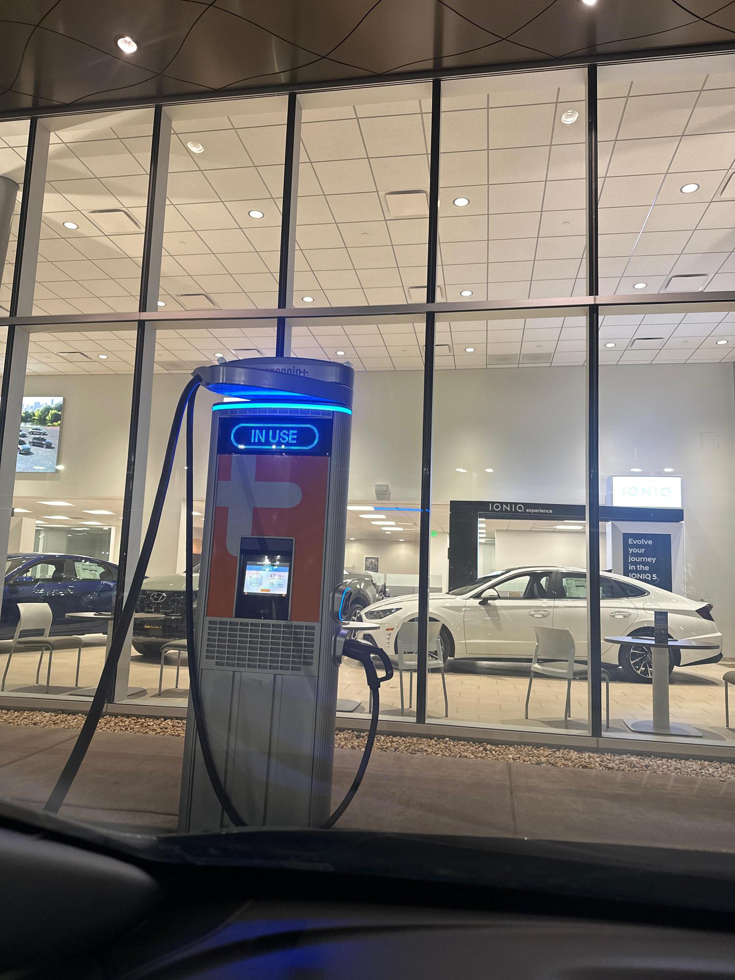 Castle Hyundai | Downers Grove, IL | EV Station