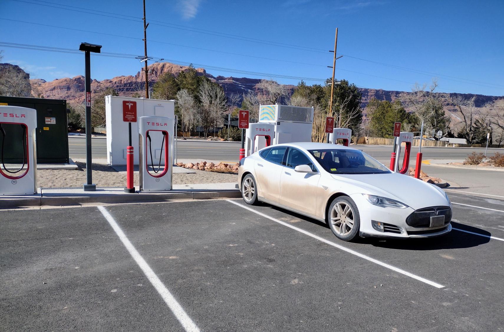 Hyatt Place Moab | Moab, UT | EV Station