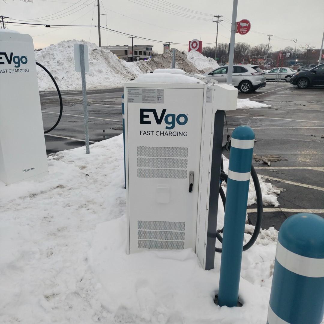Target Roseville | Roseville, MN | EV Station