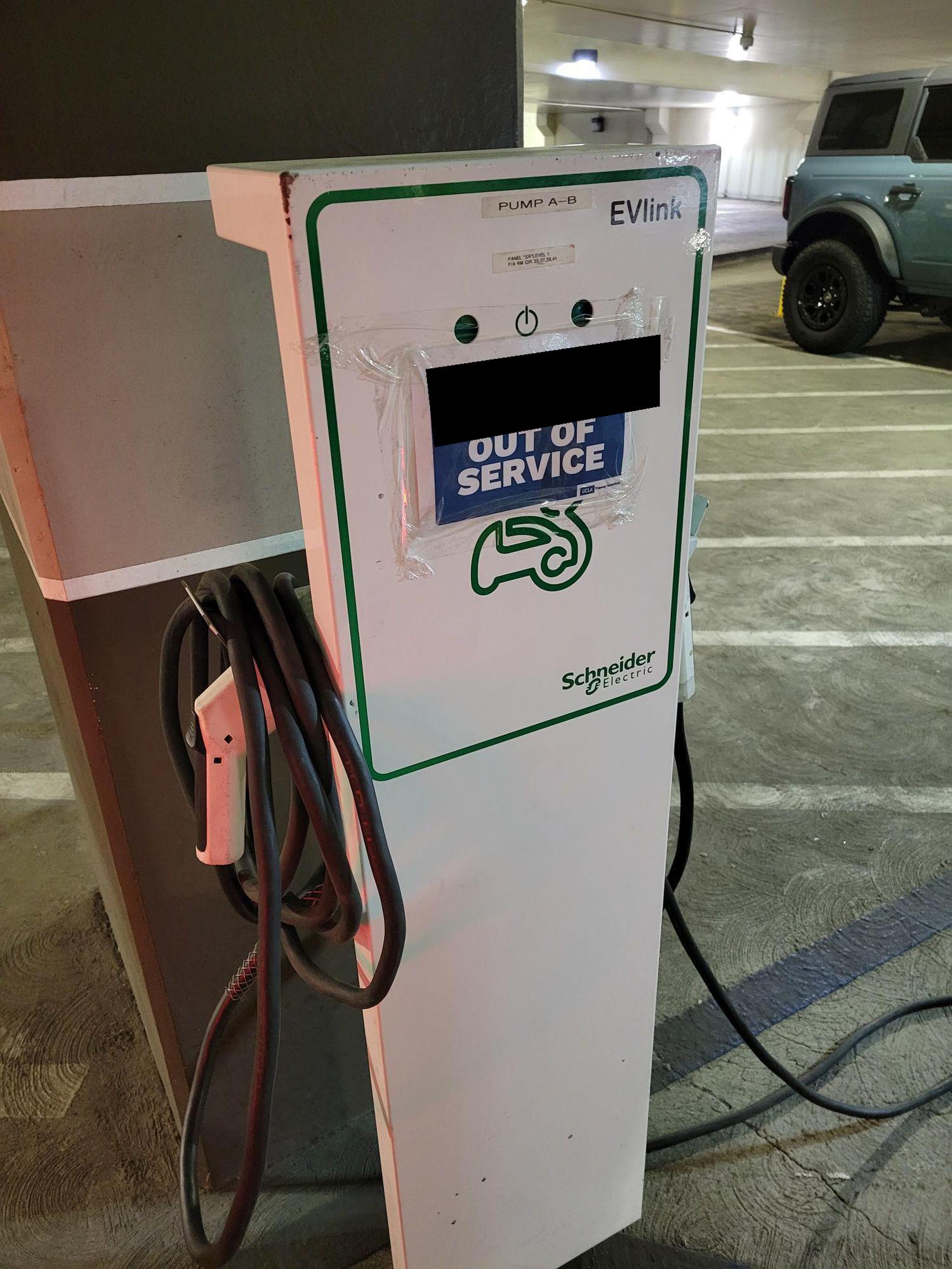 UCLA - Parking Lot 1 | Los Angeles, CA | EV Station