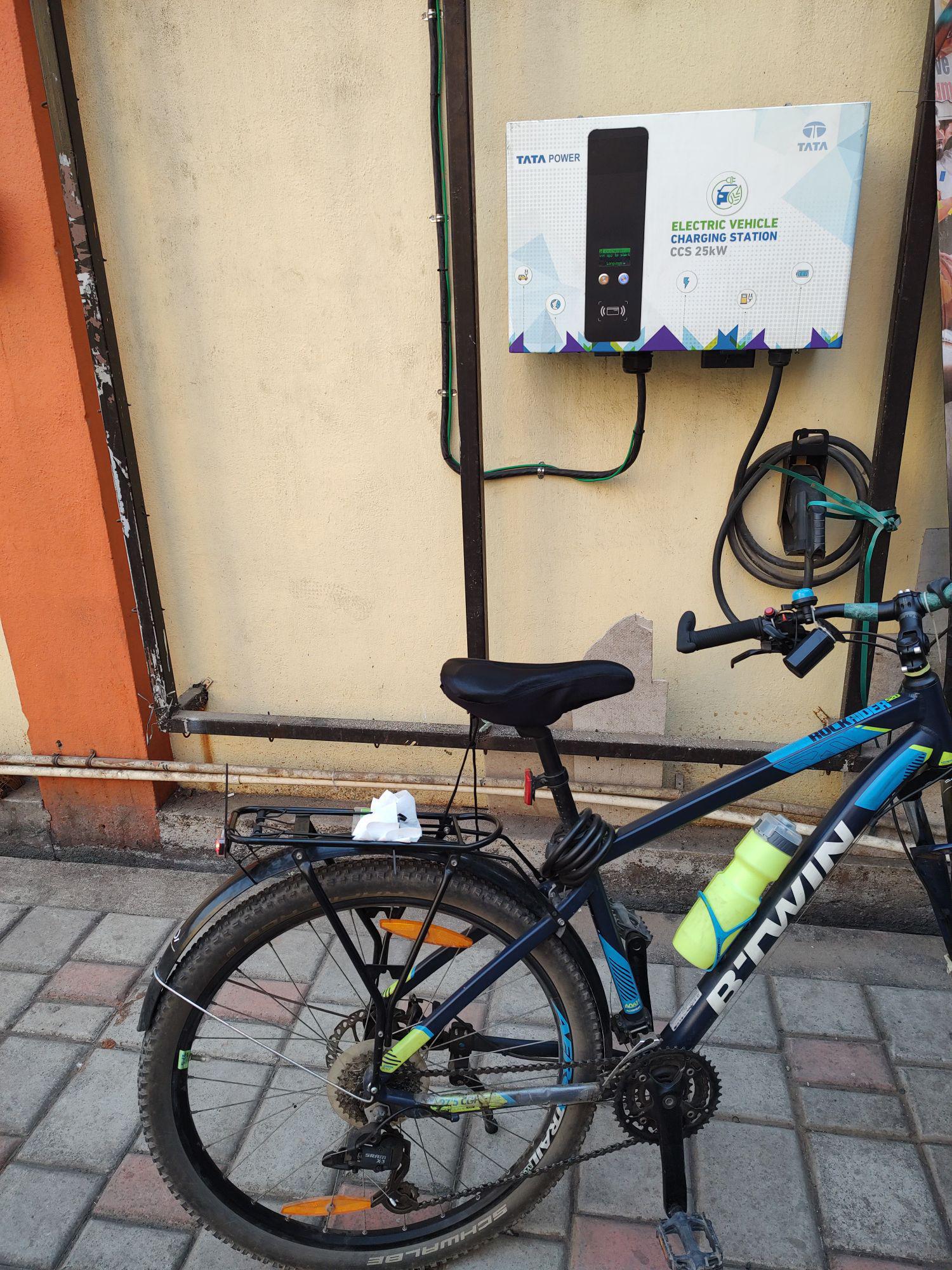 Anand Cinema | Thane, MH | EV Station