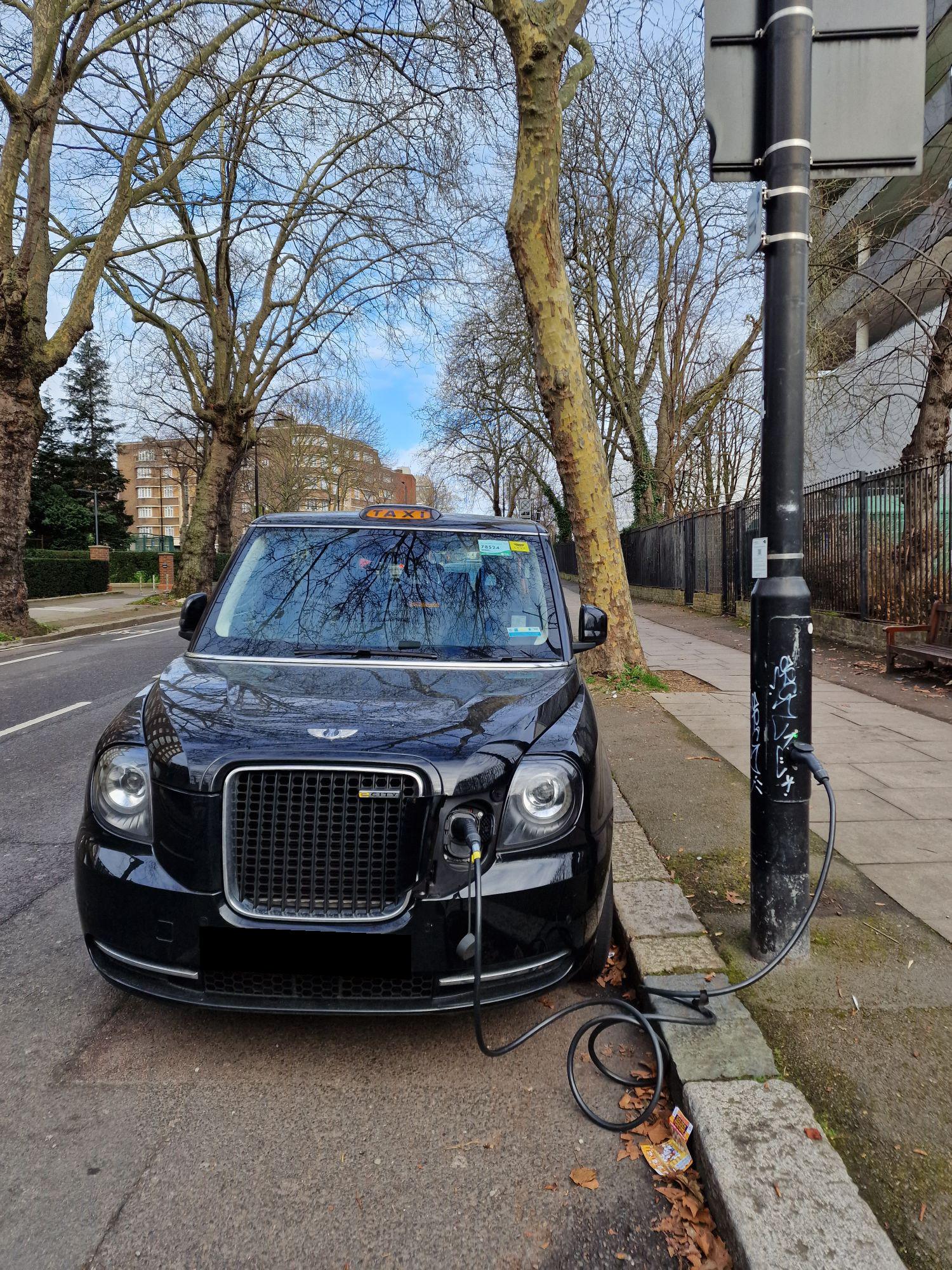 Avenue Rd Parking | 95 Avenue Road, London, NW8 6HY, GBR | EV Station
