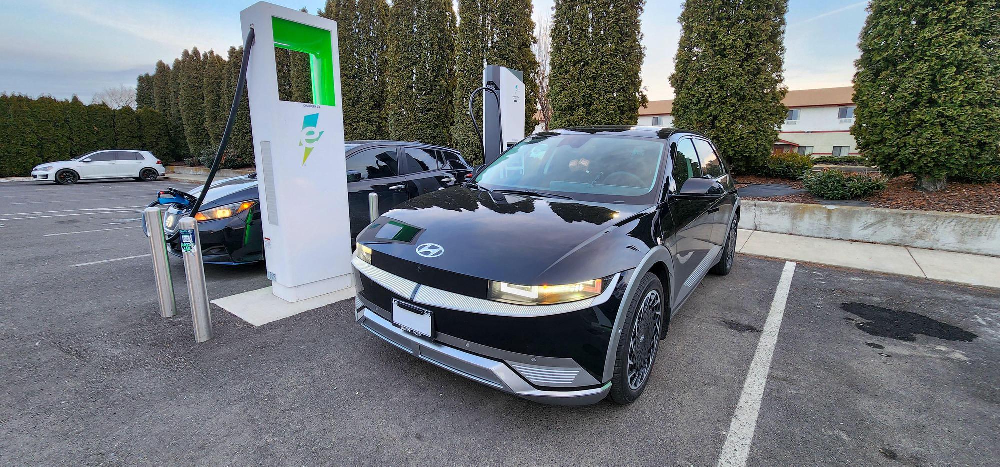 Taco Bell | Ellensburg, WA | EV Station