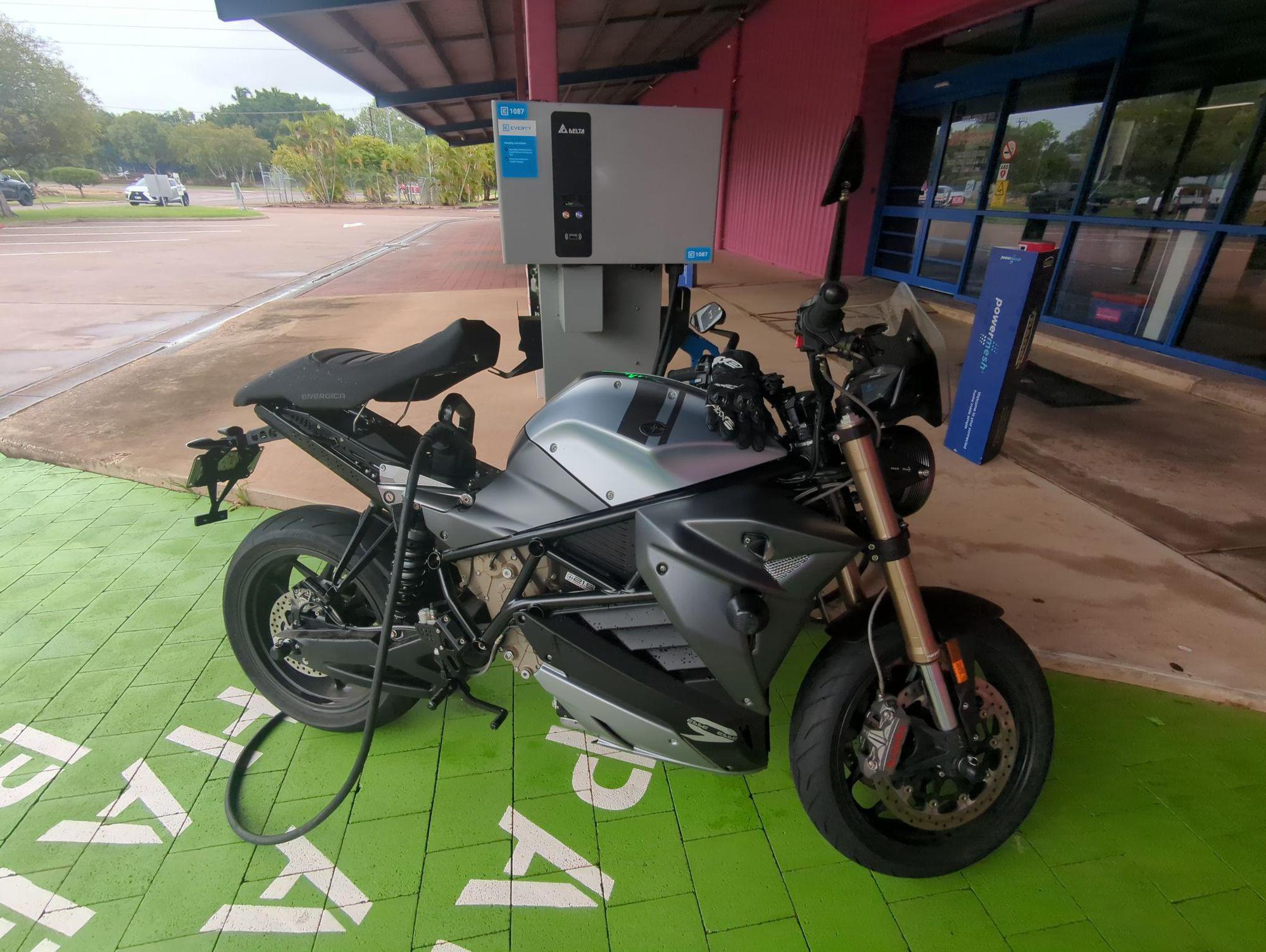 Middys Darwin (Woolner) | Woolner, NT | EV Station