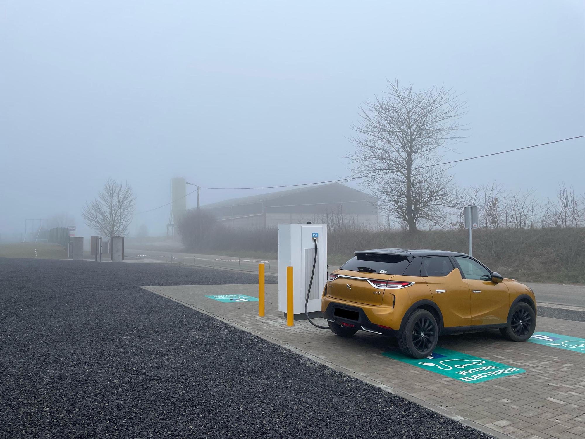 Rue de Polissou | Ciney, Région Wallonne | EV Station