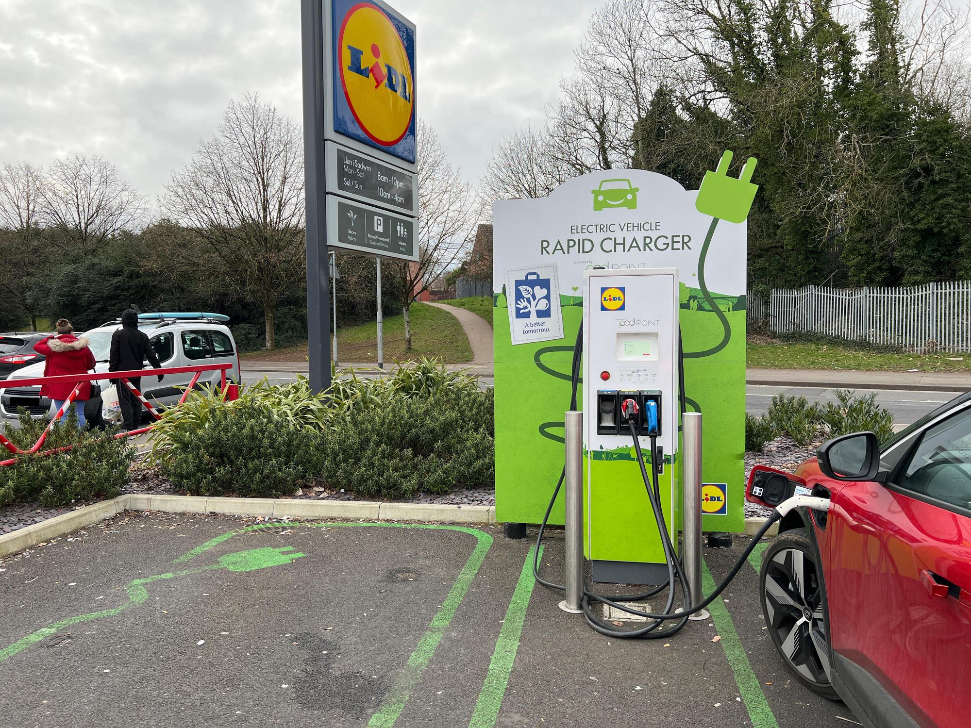 Lidl Newport | Cardiff Rd, Newport, NP20 3BP, United Kingdom | EV Station