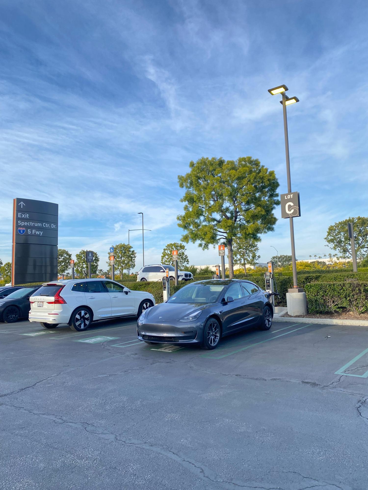 Irvine Spectrum Center (4) | Irvine, CA | EV Station