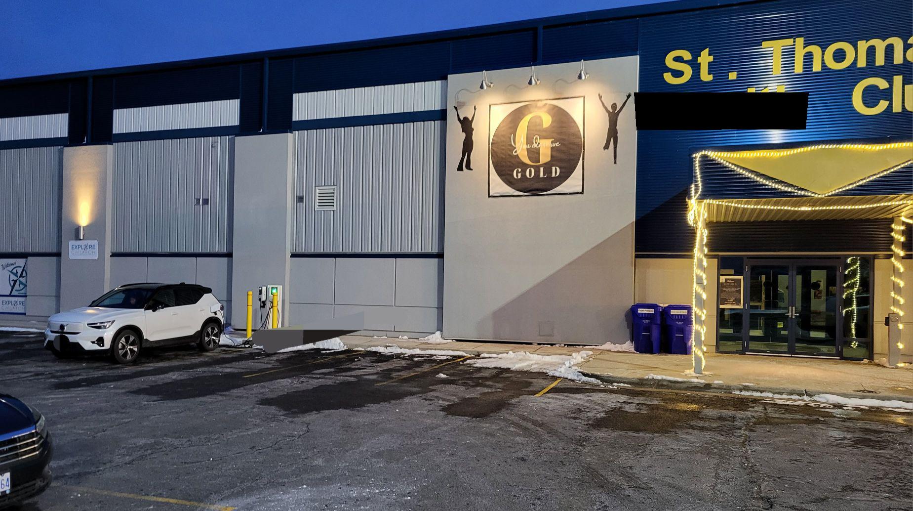 St Thomas Health Club | St Thomas, ON | EV Station