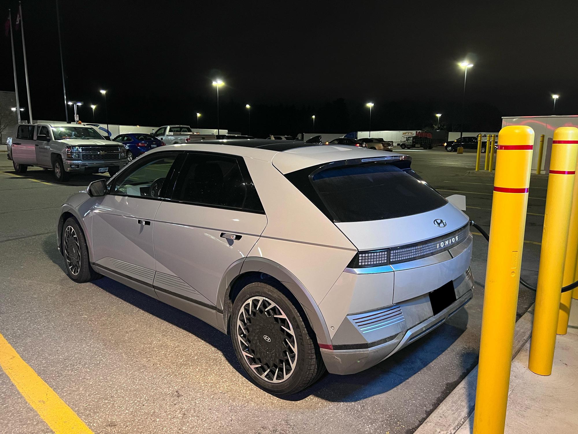 ONroute Cambridge South 401 - Eastbound | Cambridge, ON | EV Station