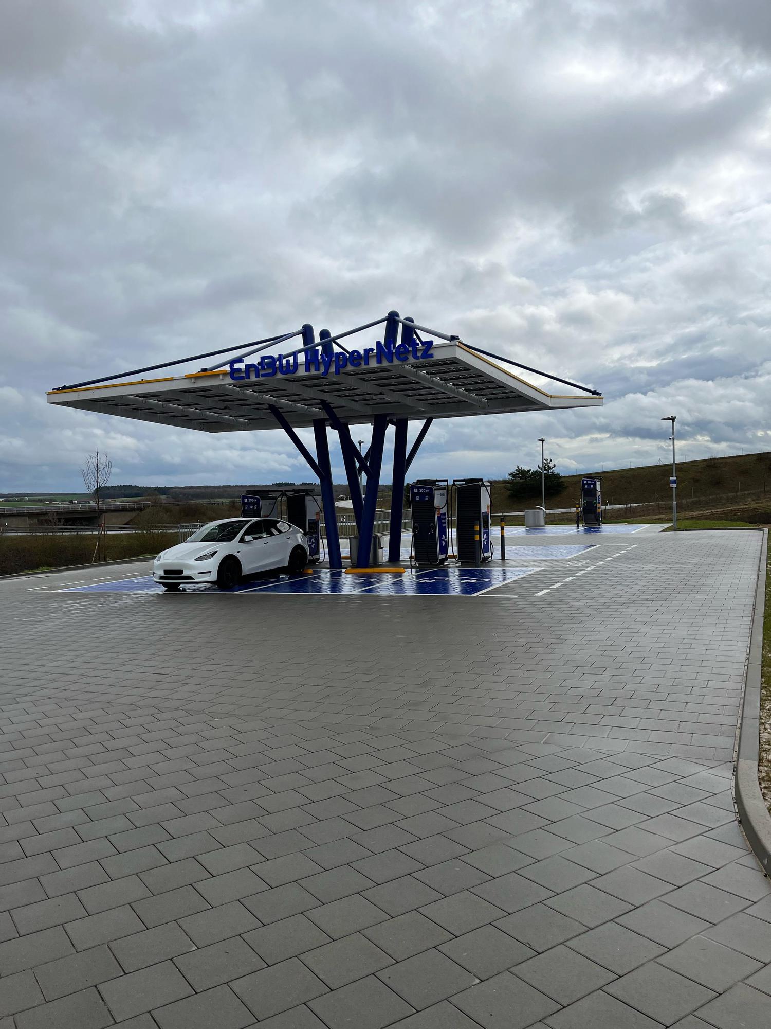EnBW Charging Hub Oerlenbach | Oerlenbach, BY | EV Station