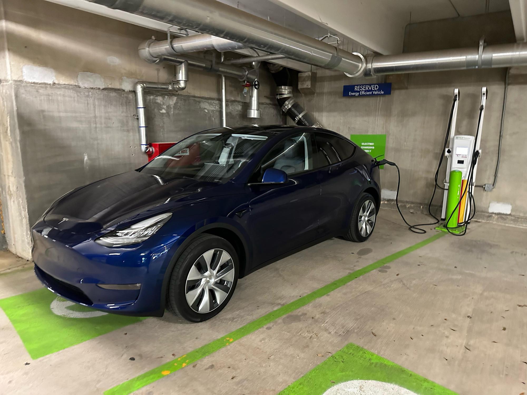 Shell Woodcreek Office | Houston, TX | EV Station