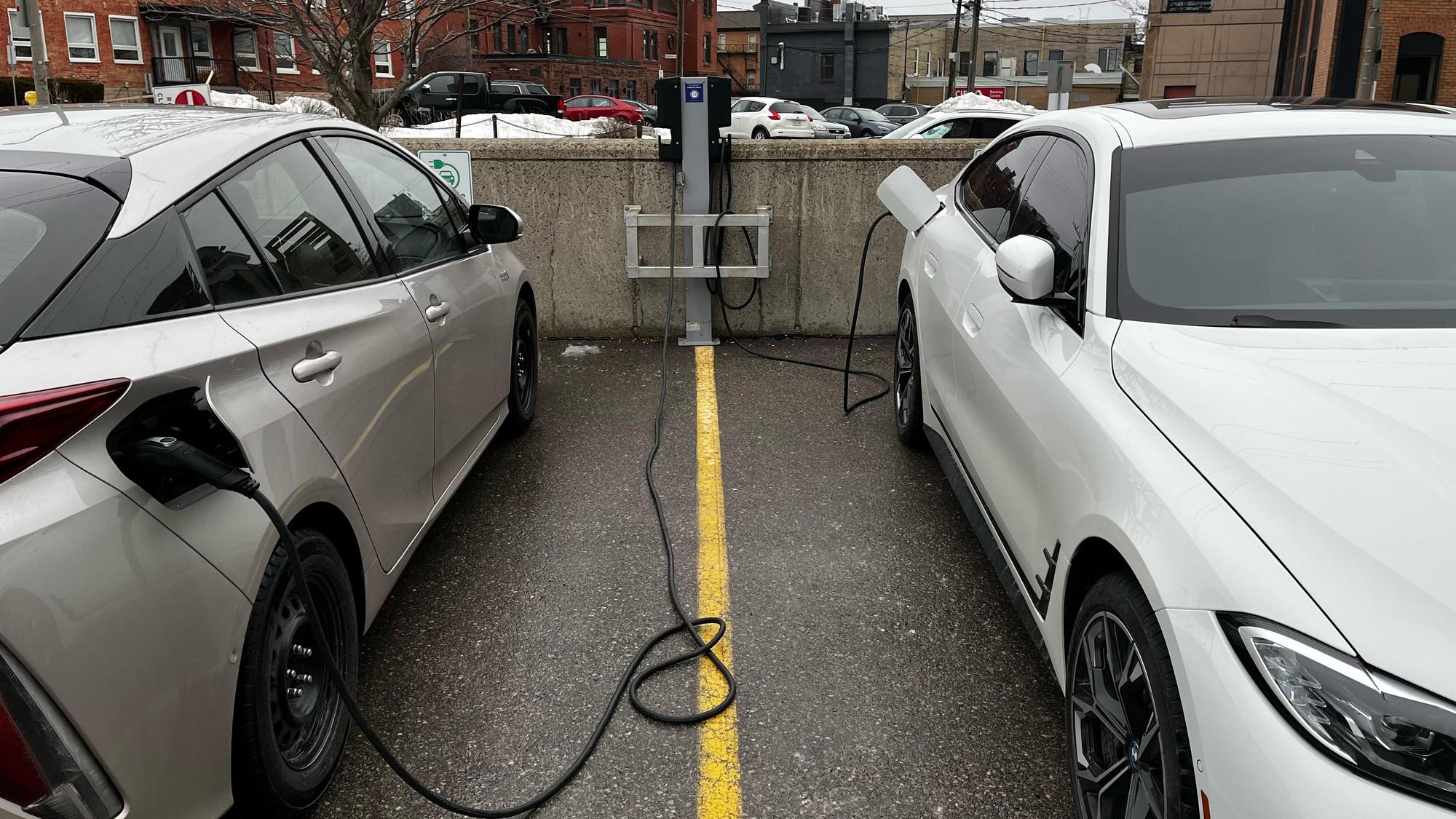 Marsland Centre Waterloo | Waterloo, ON | EV Station