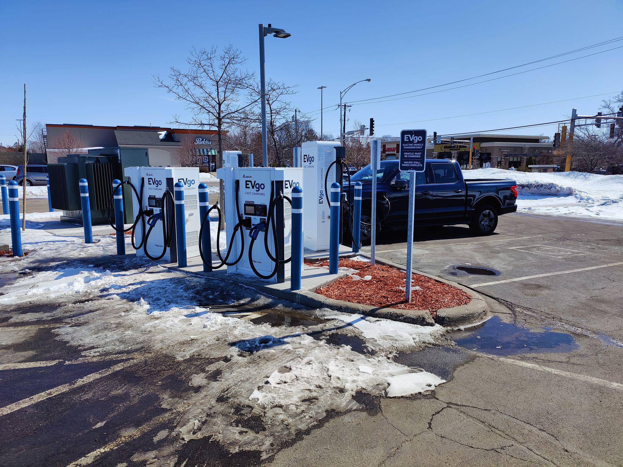 Target Roseville | Roseville, MN | EV Station
