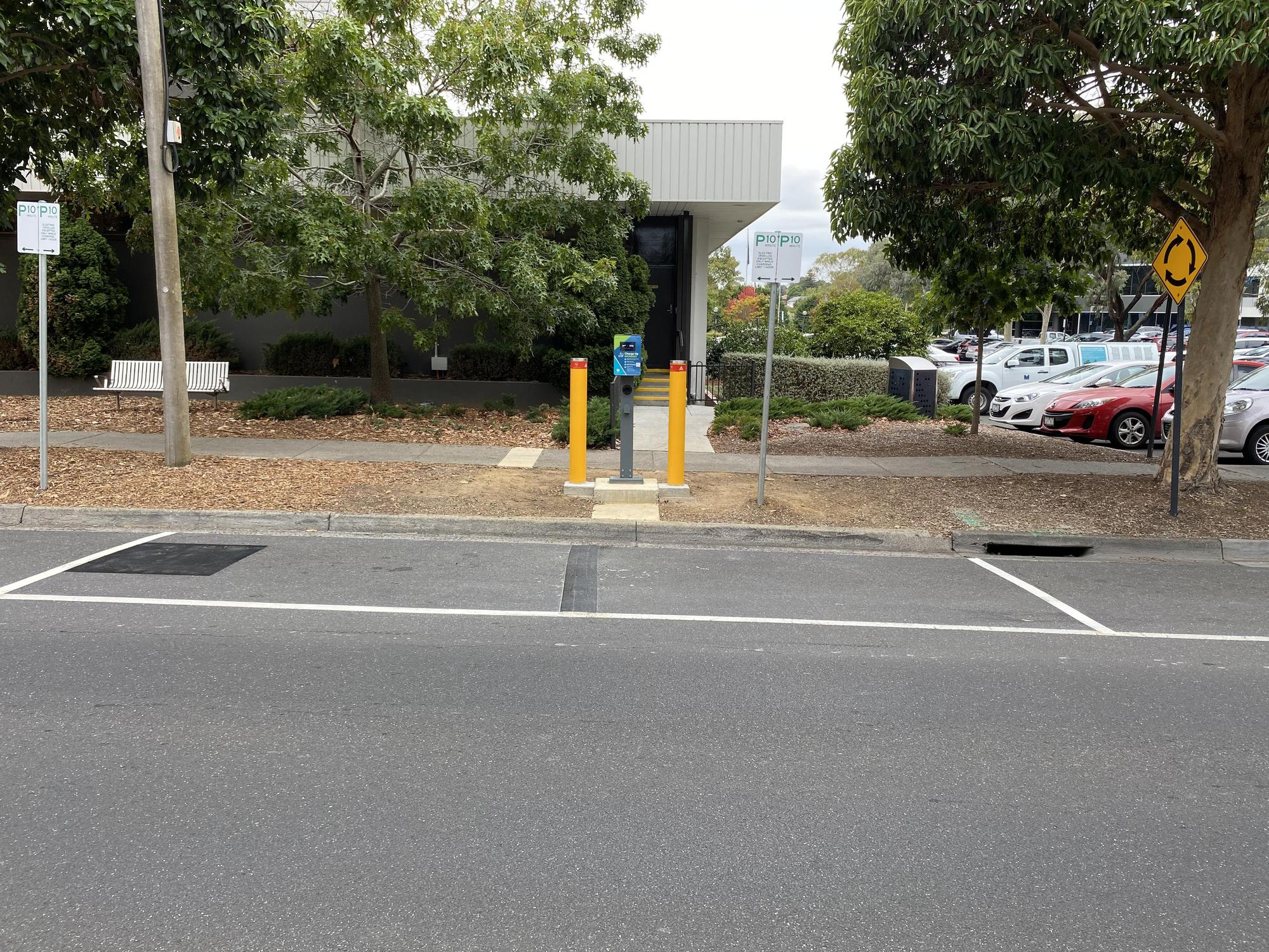 Glen Waverley Library - City of Monash | Glen Waverley, VIC | EV Station