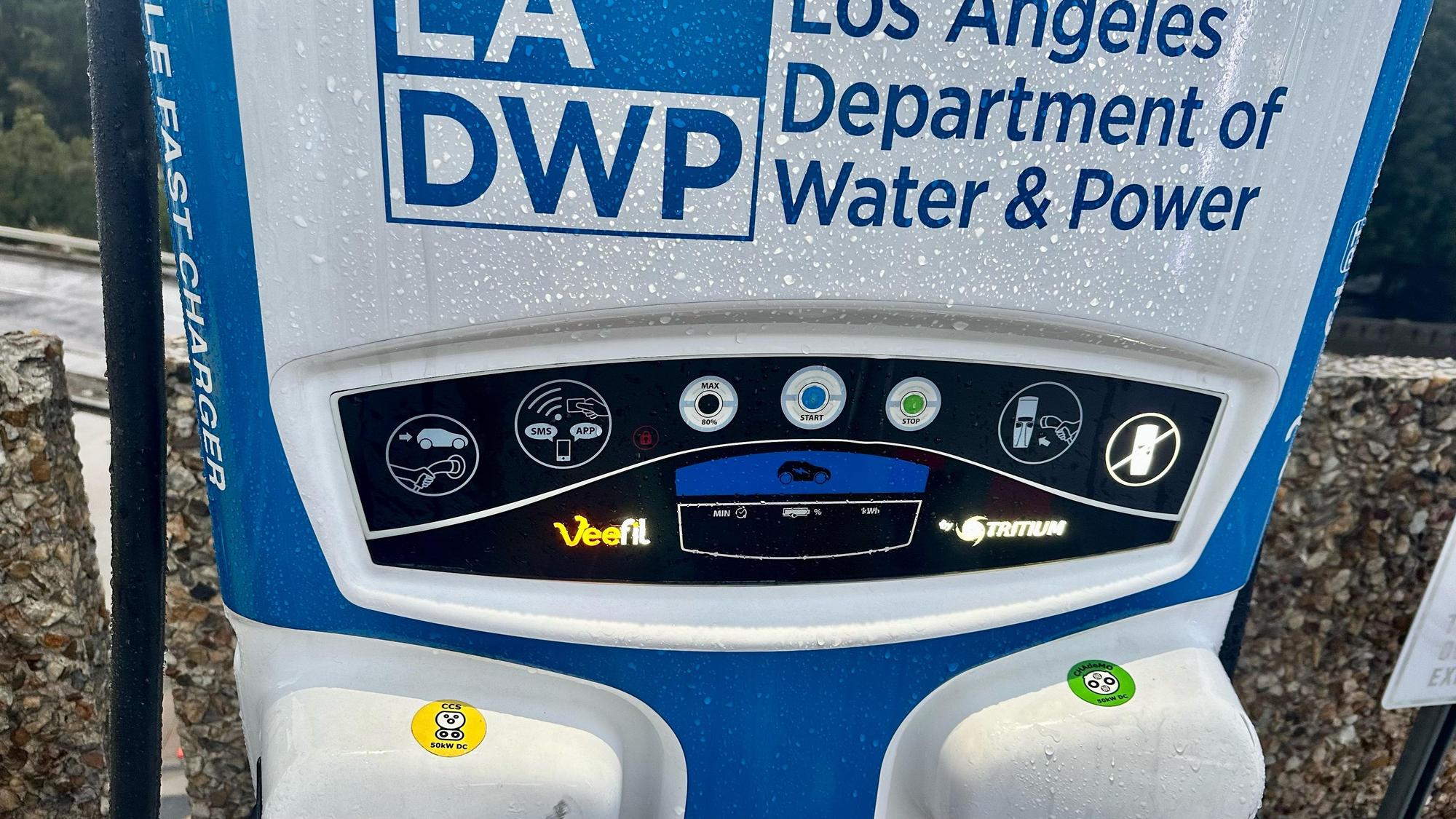 LADWP John Ferraro Building | Los Angeles, CA | EV Station