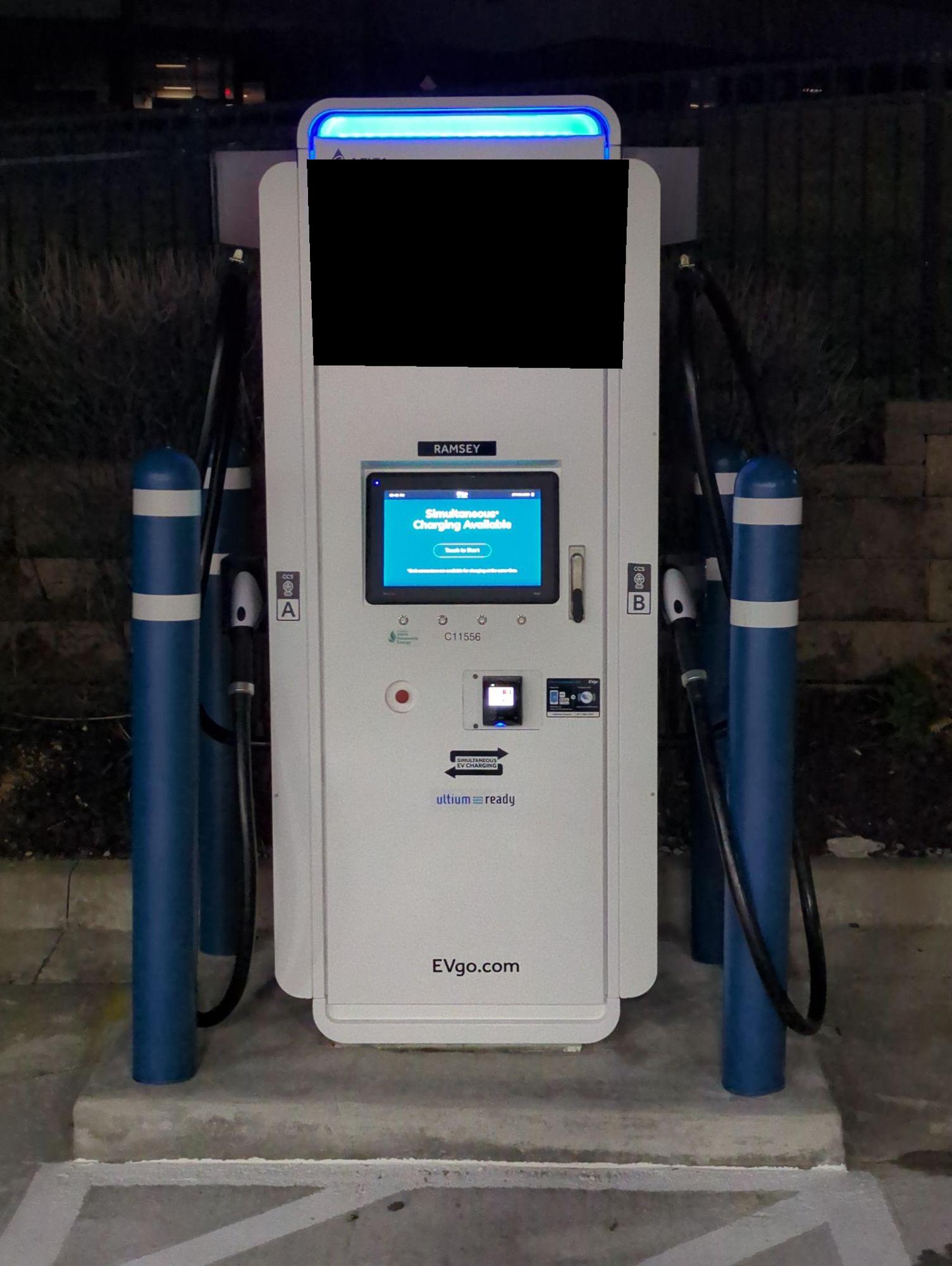 Berger Convenience & Spirits | Olathe, KS | EV Station
