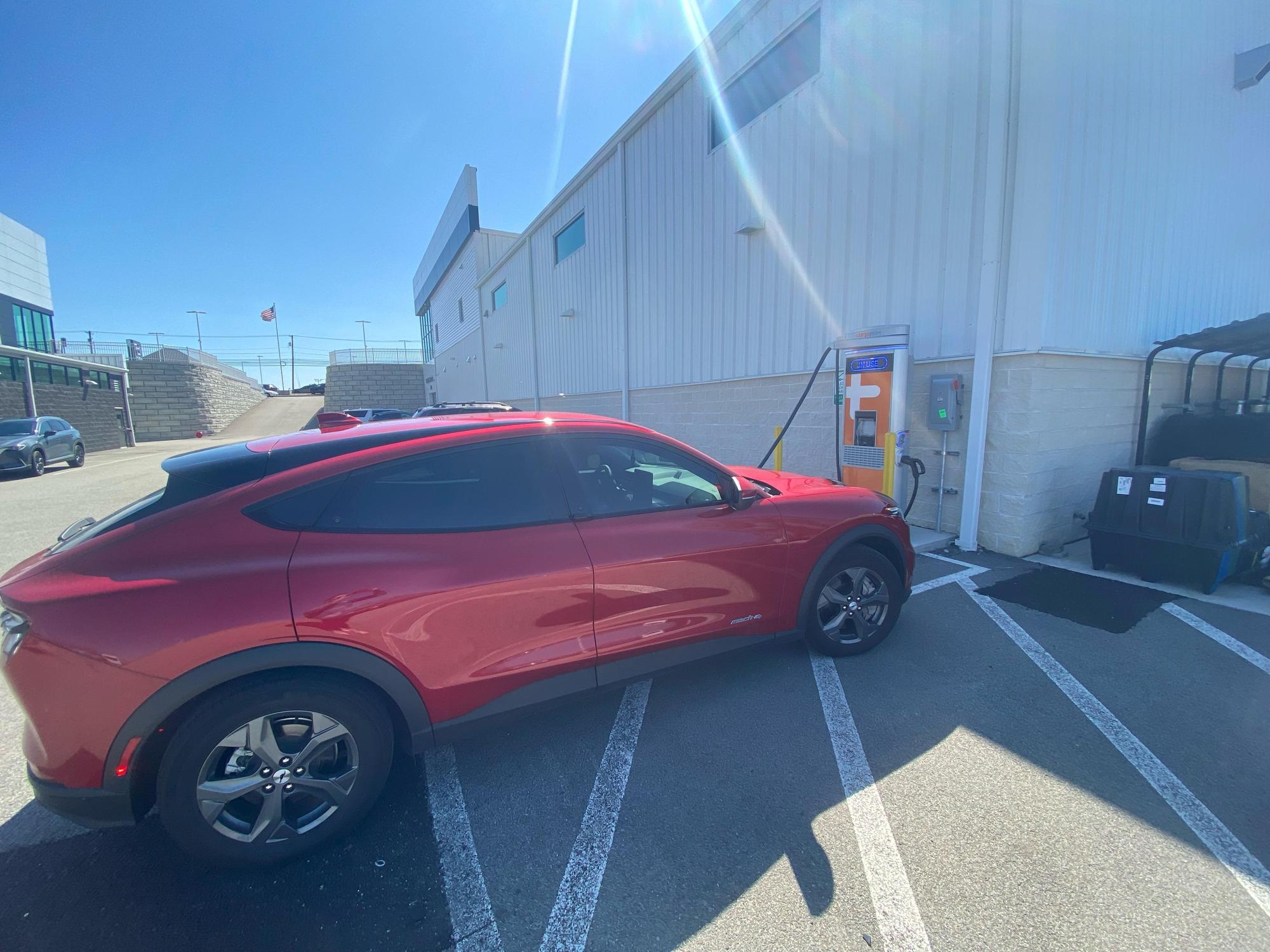 Budd Baer Buick GMC | Washington, PA | EV Station