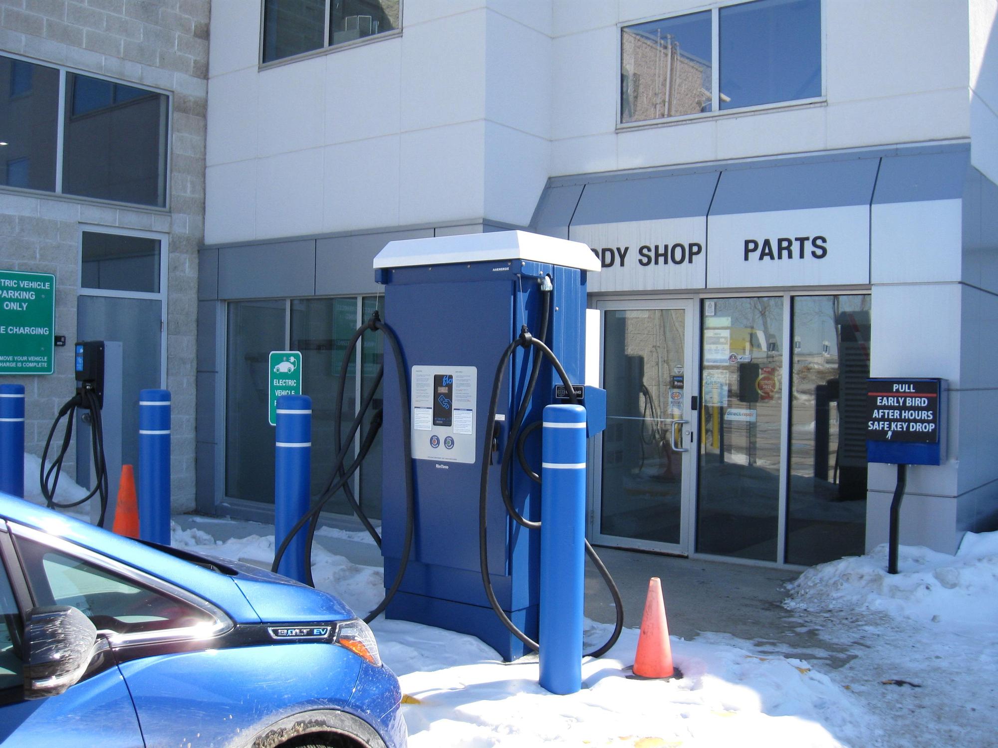 Murray Chevrolet Winnipeg | Winnipeg, MB | EV Station