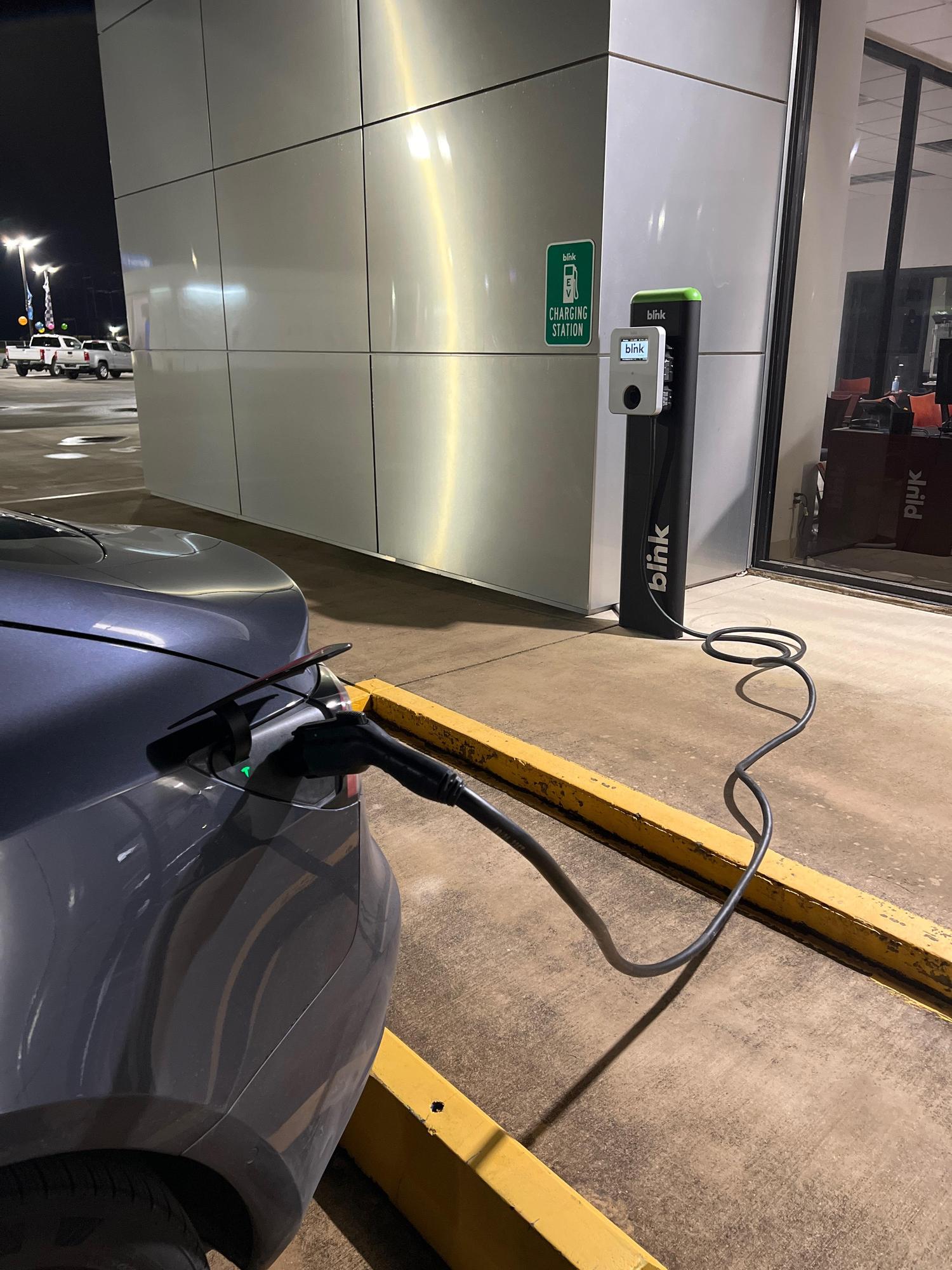 Cecil Atkission Ford Hondo | Hondo, TX | EV Station
