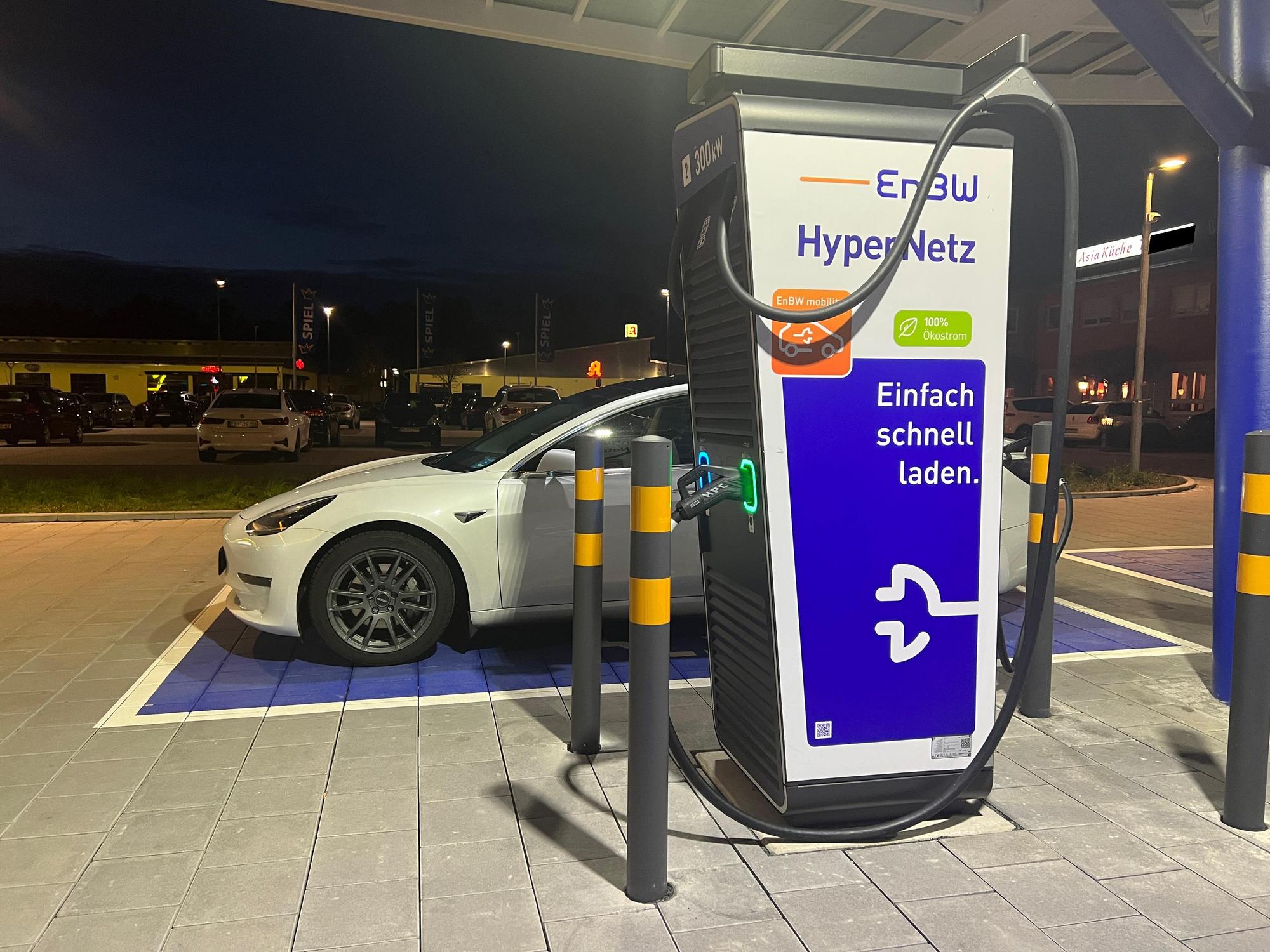 EnBW Charging Hub Heßdorf | Heßdorf, BY | EV Station