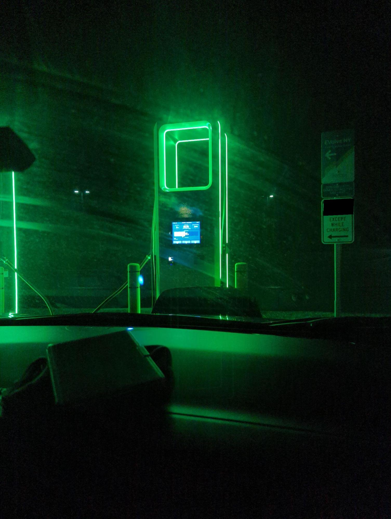 Victor Crossing | Victor, NY | EV Station