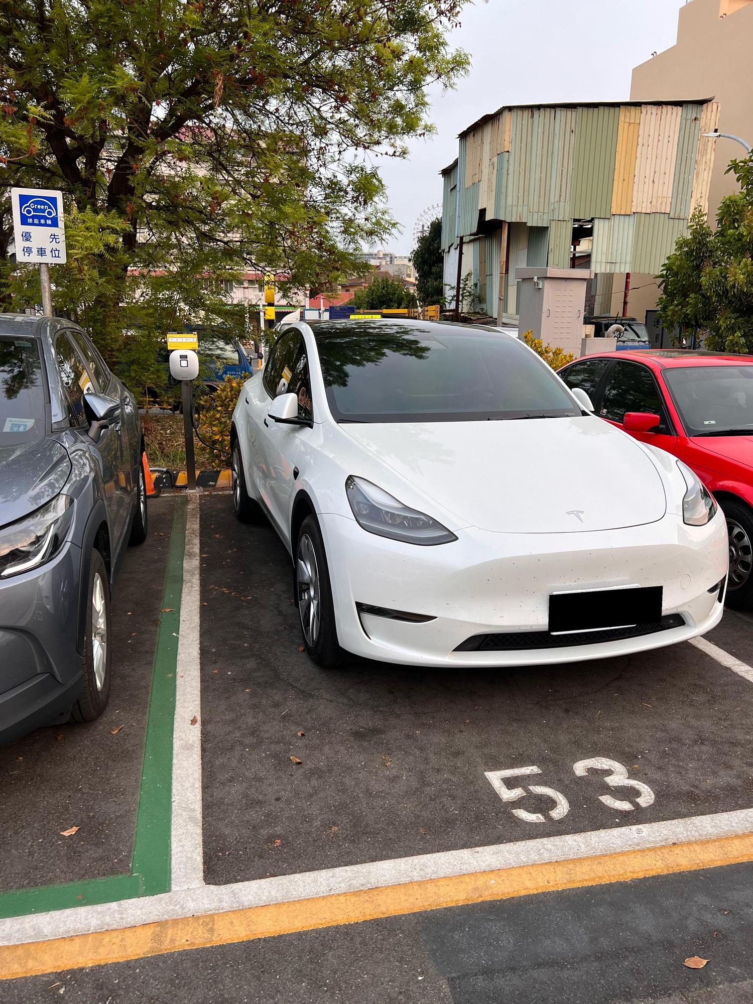 鎮榮停車場 | No. 120-2, Zhenrong St, Qianzhen District, Kaohsiung City, Taiwan 806 | EV Station